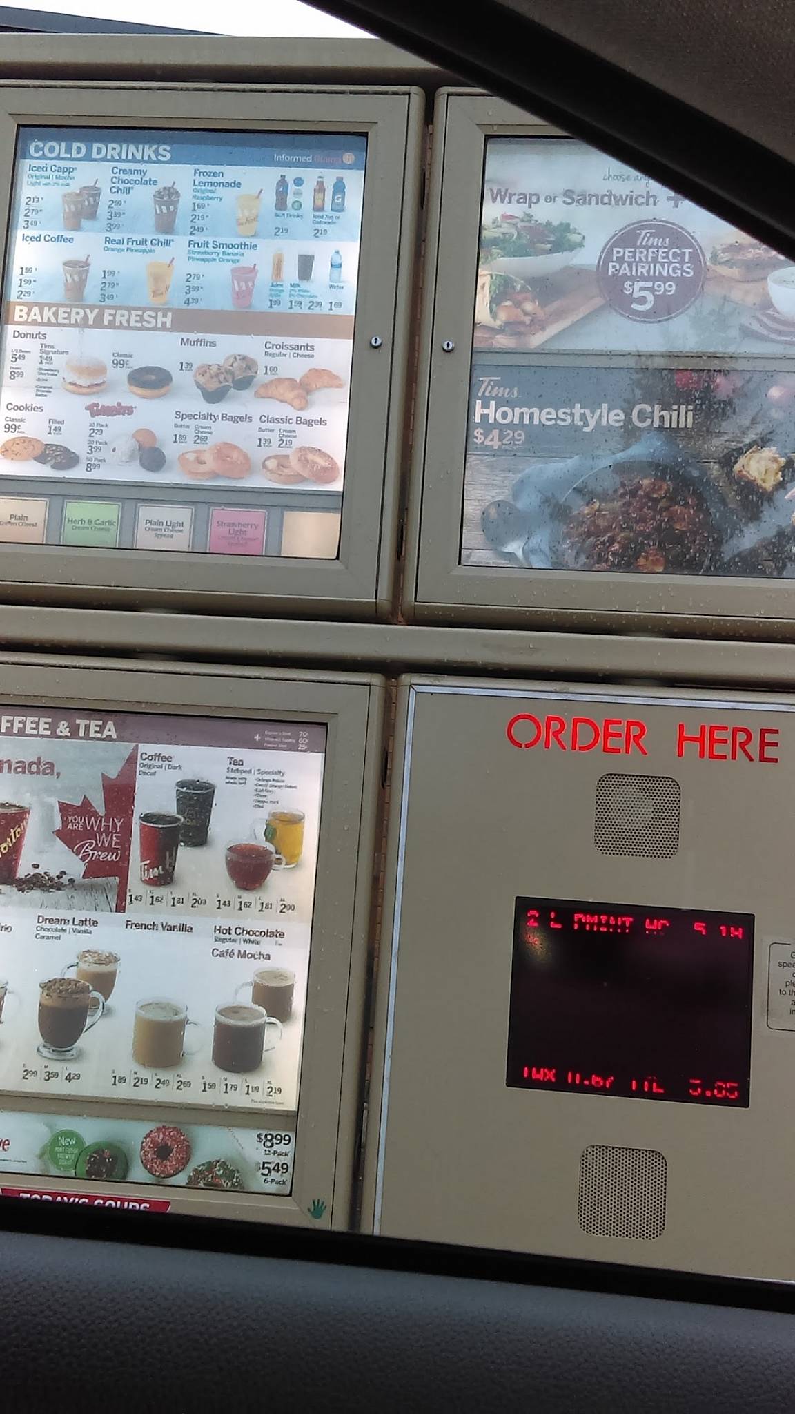 Menu at Tim Hortons cafe, Welland, 30 Rice Rd