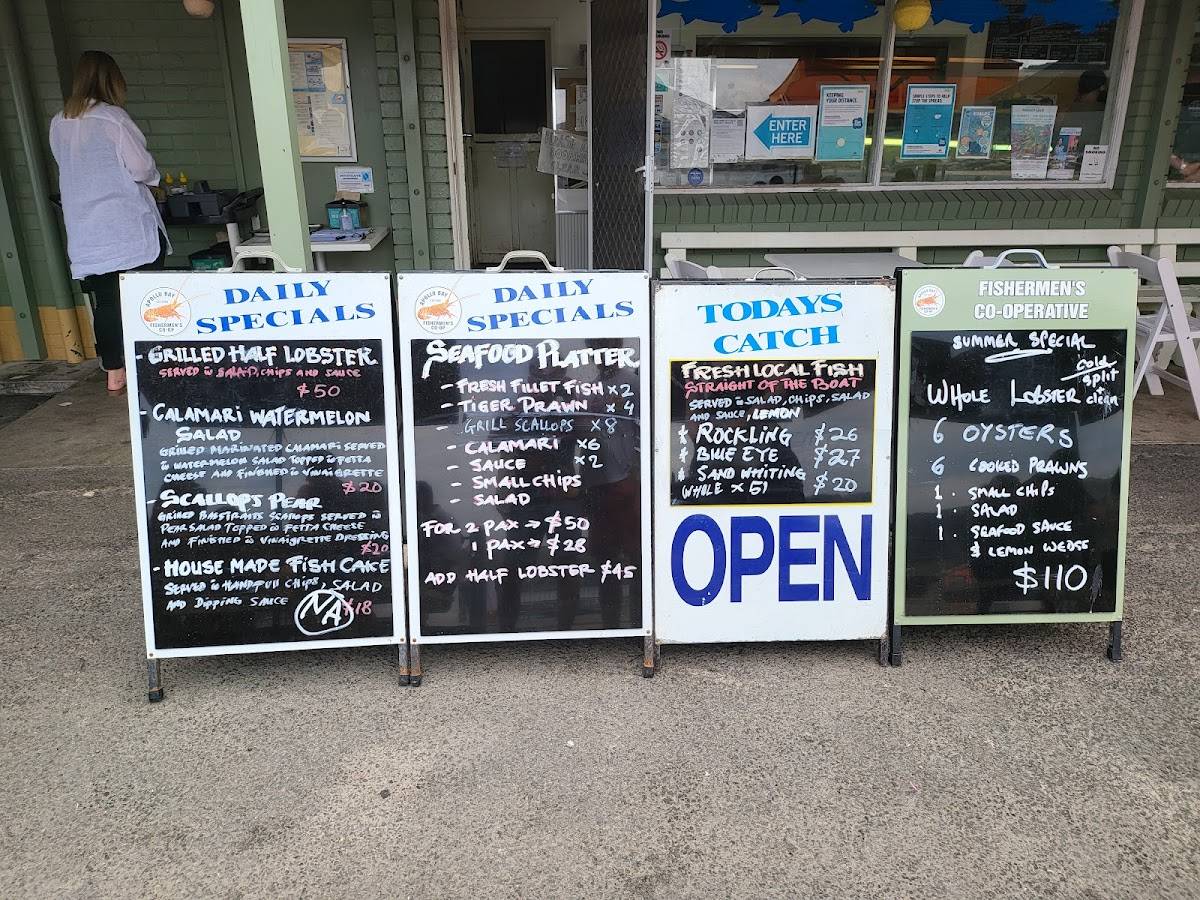 Menu at Apollo Bay Fishermen's Co-Op restaurant, Apollo Bay