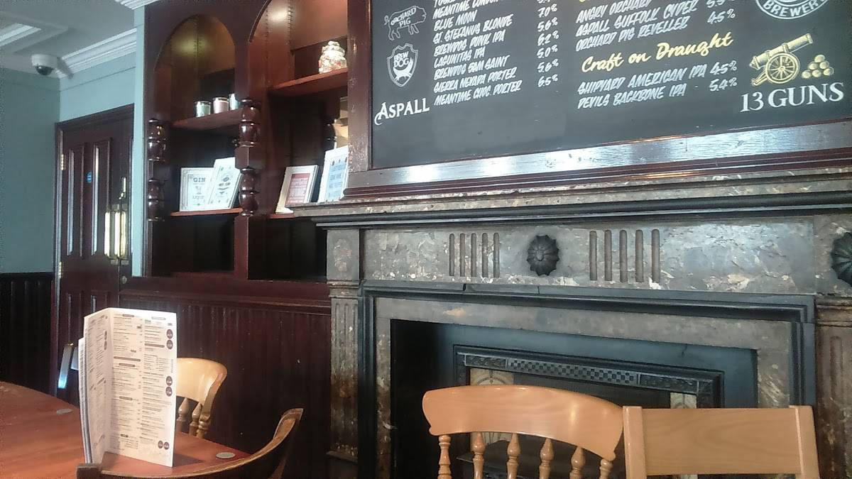 Menu at J.J. Moon's - JD Wetherspoon pub & bar, Wembley, 397 High Rd