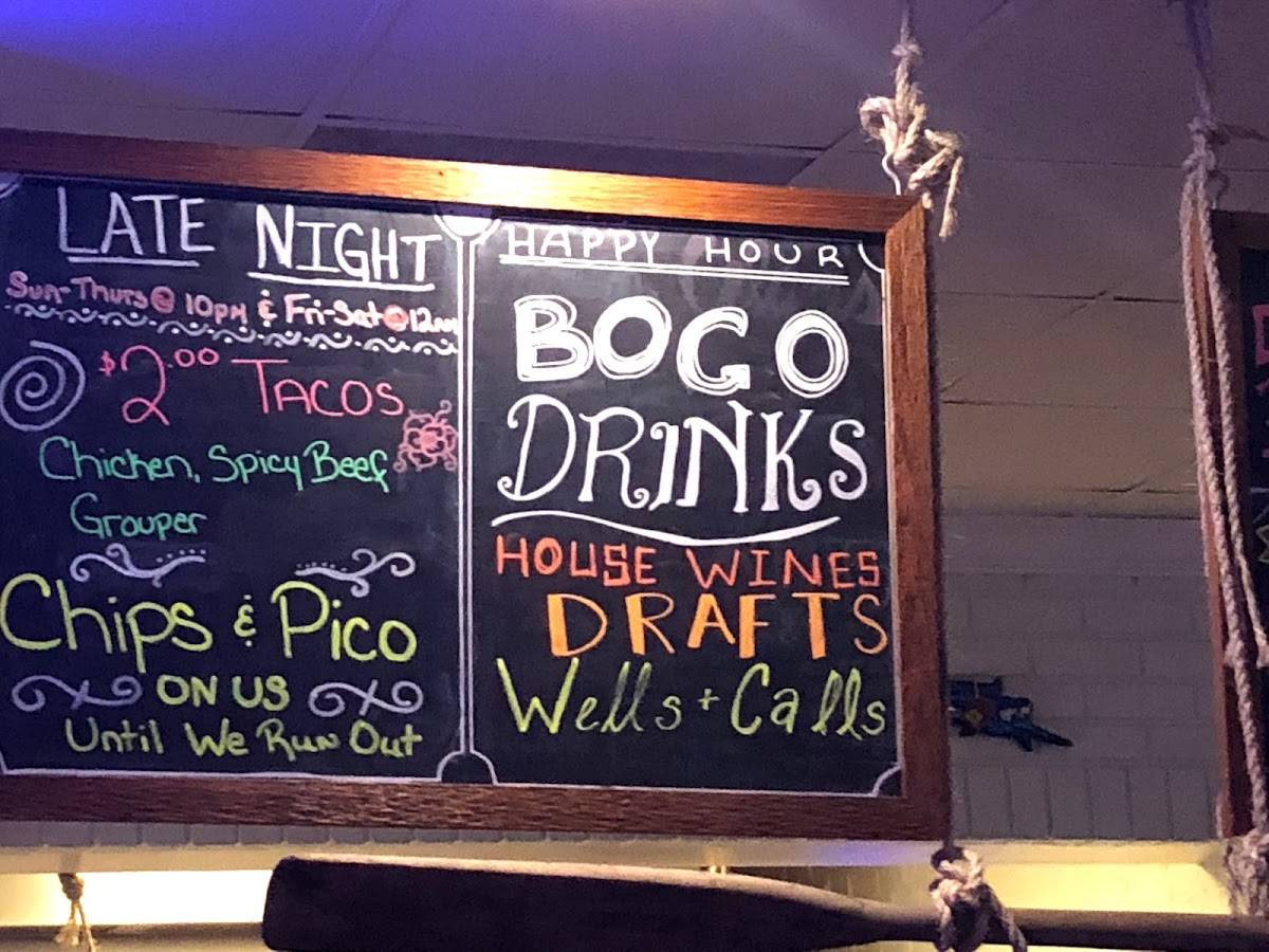 Menu at Lilo's Streetfood & Bar, Lake Worth