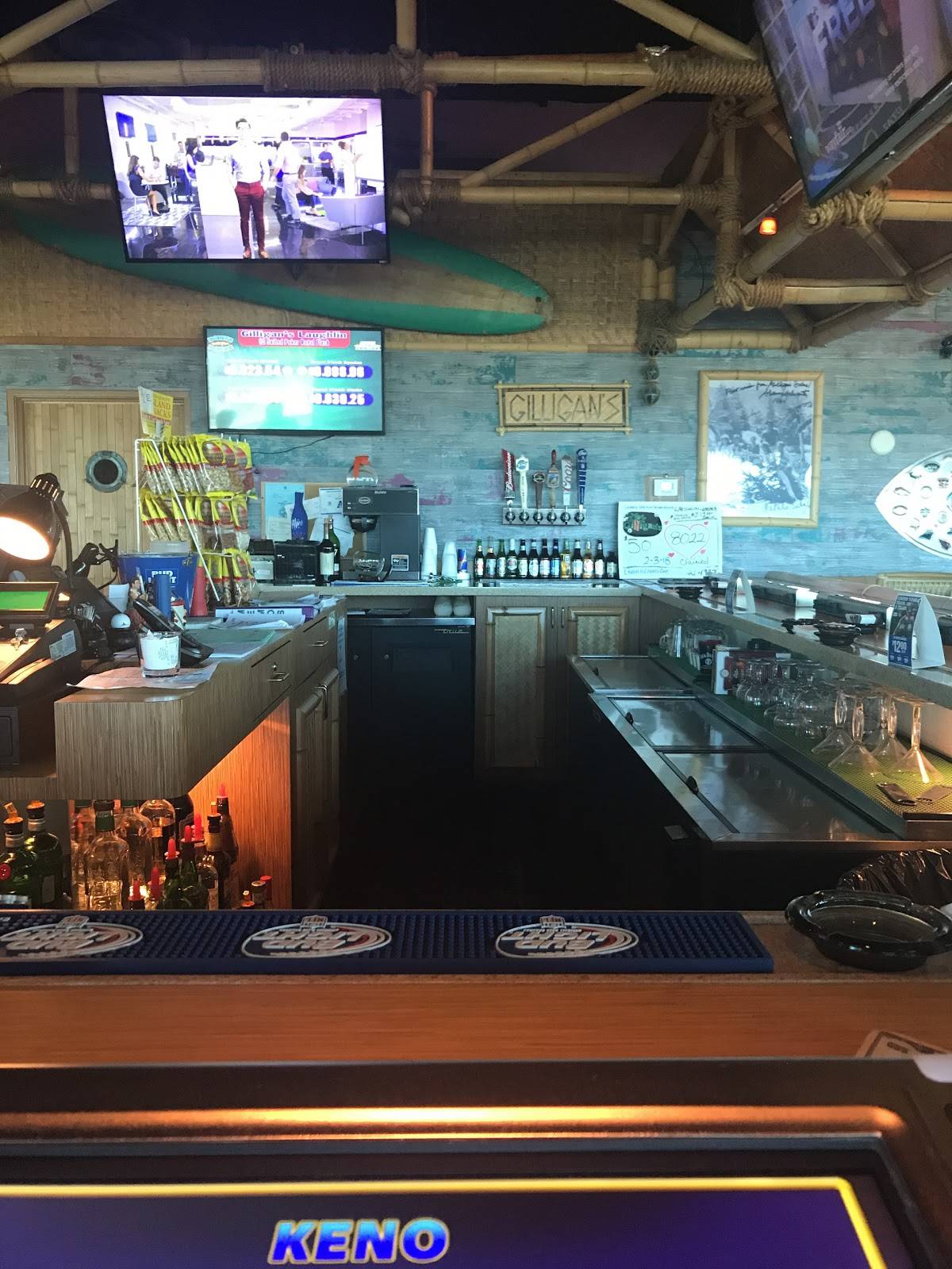 Menu at Gilligan's pub & bar, Laughlin