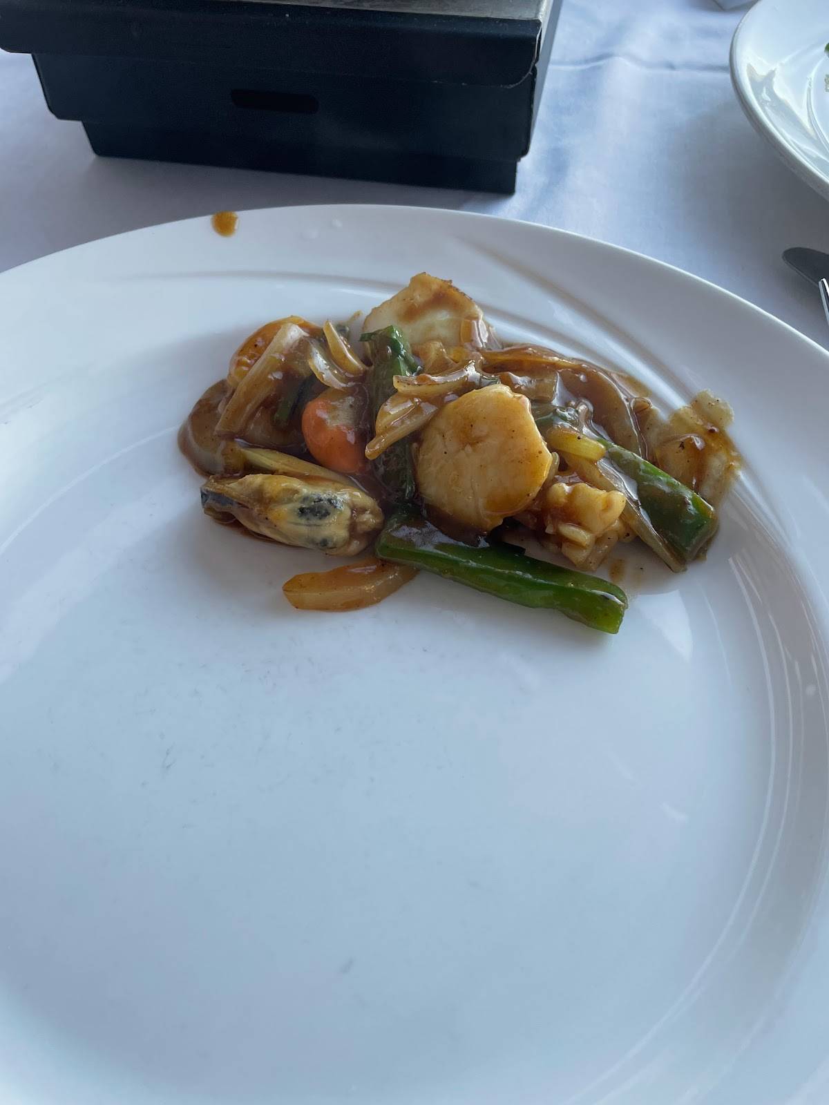 Menu at 4 Seasons restaurant, Hamilton
