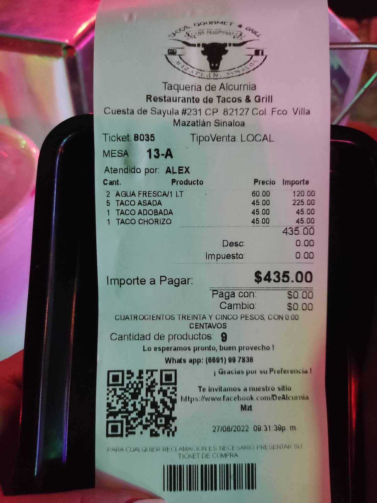 Menu at De Alcurnia restaurant, Mazatlán