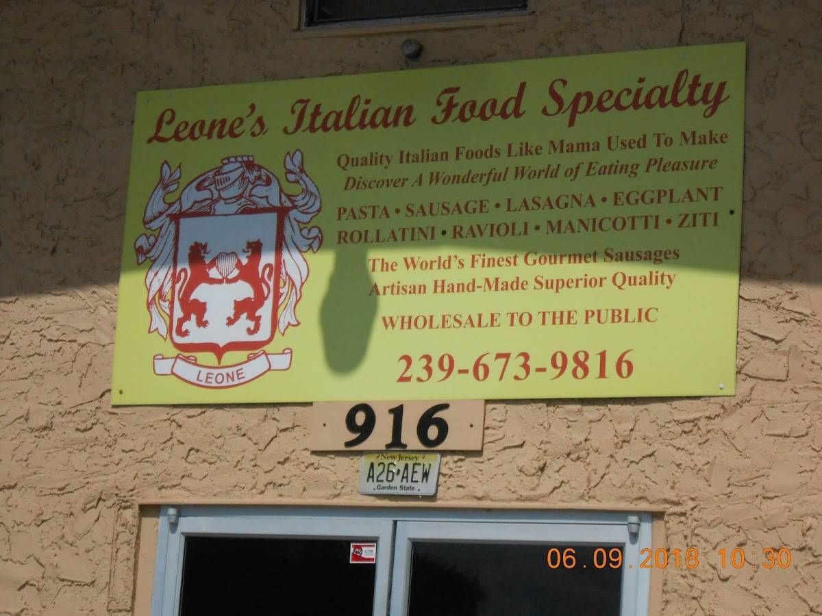 Menu at Leone's Italian Market & Pizzeria, Cape Coral