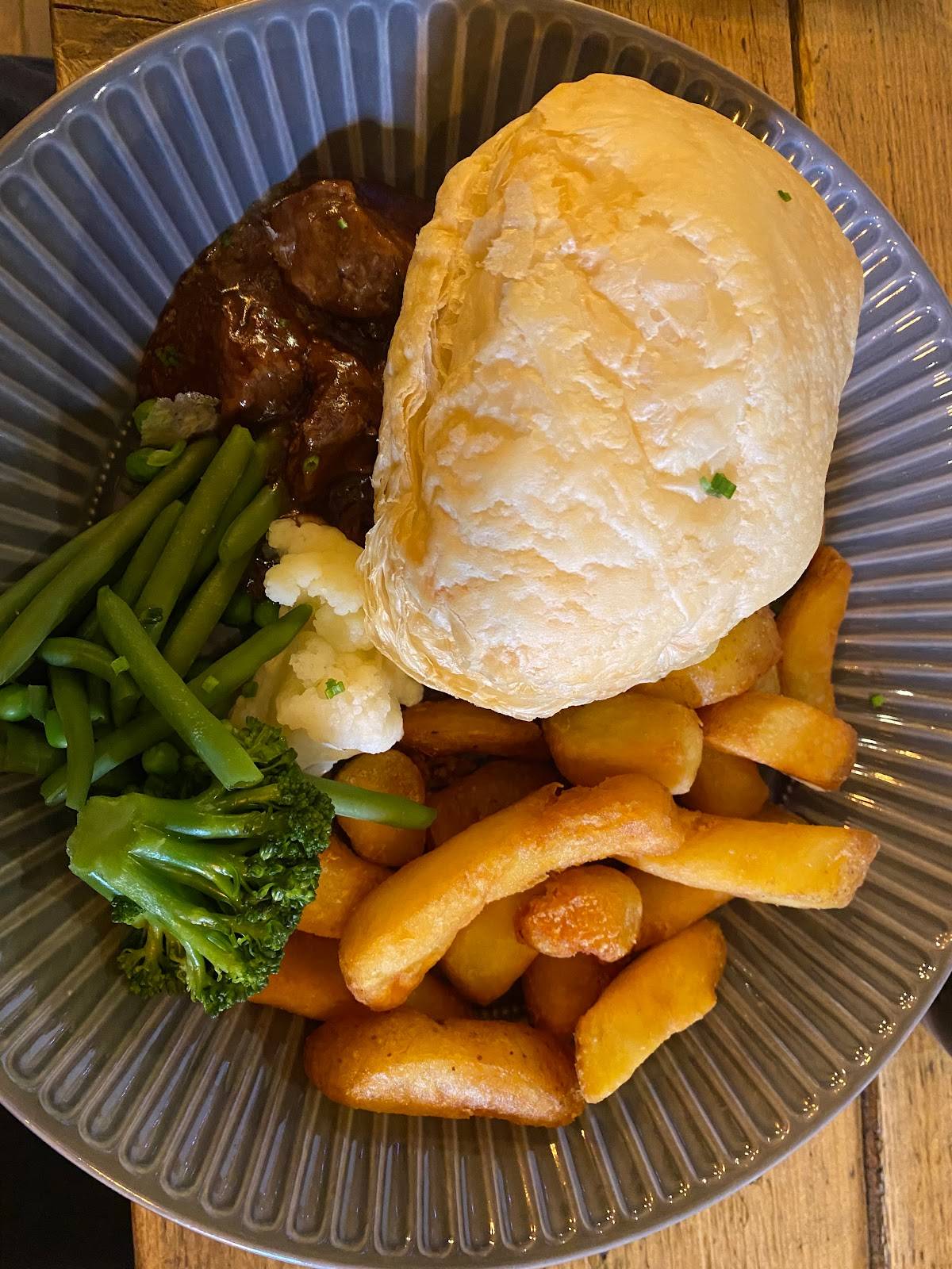 Menu at The Foresters pub & bar, Pathhead