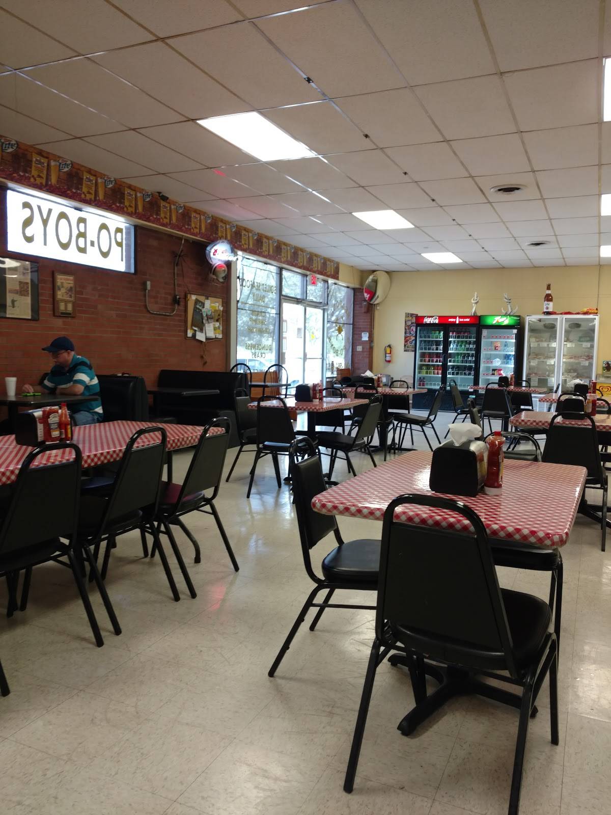 Menu at Triangle Seafood & Po Boy restaurant, Hattiesburg