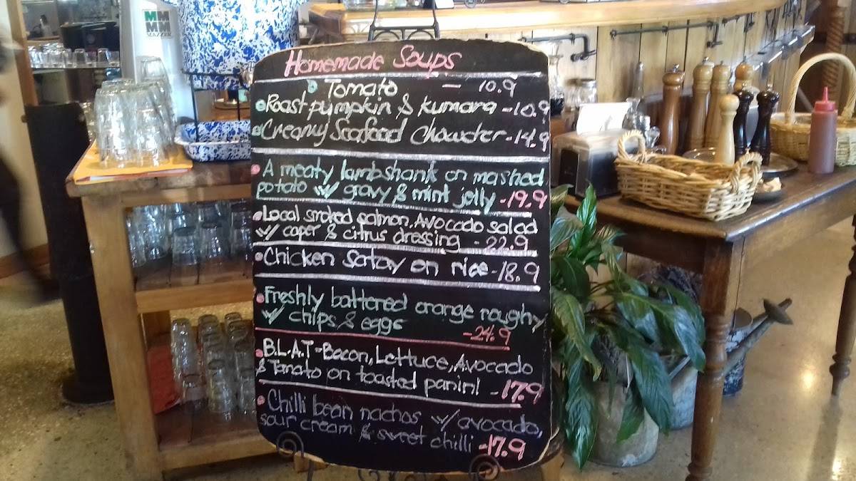 Menu at The Wrinkly Rams cafe, Omarama