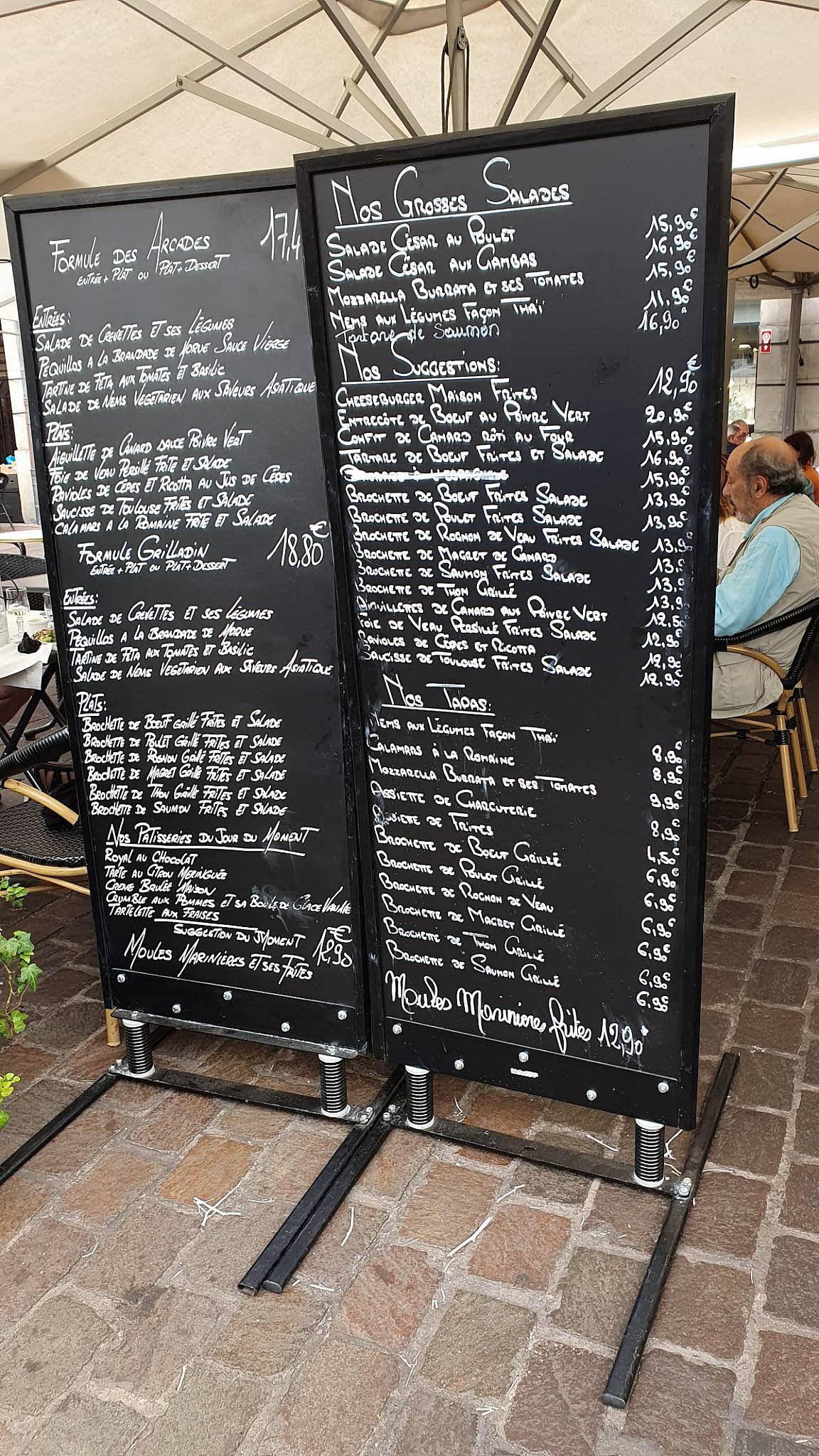 Menu au La brasserie Les Arcades restaurant, Toulouse, 14 Pl. du Capitole