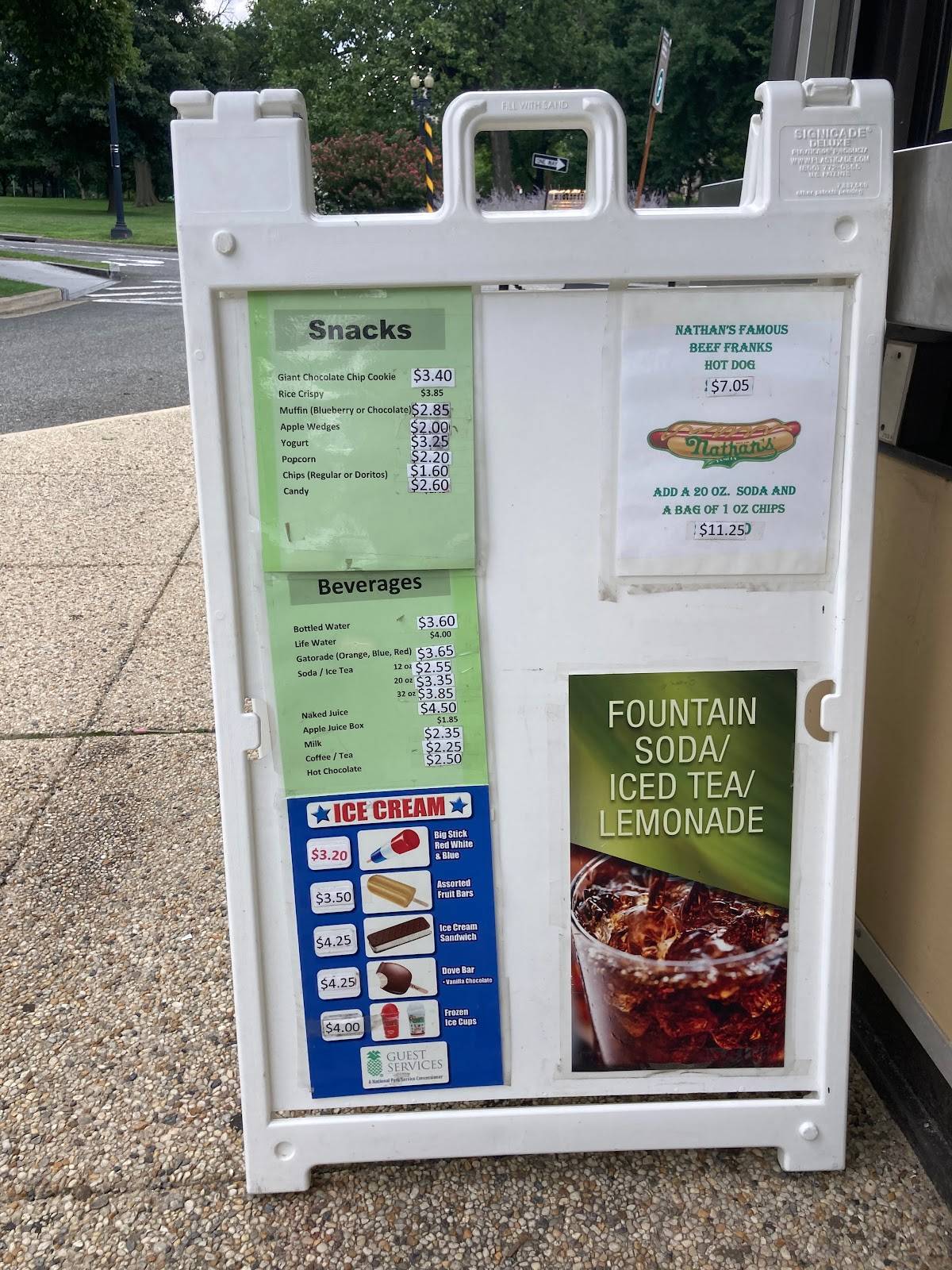 Carta del restaurante Tidal Basin Food Kiosk, Washington D. C.