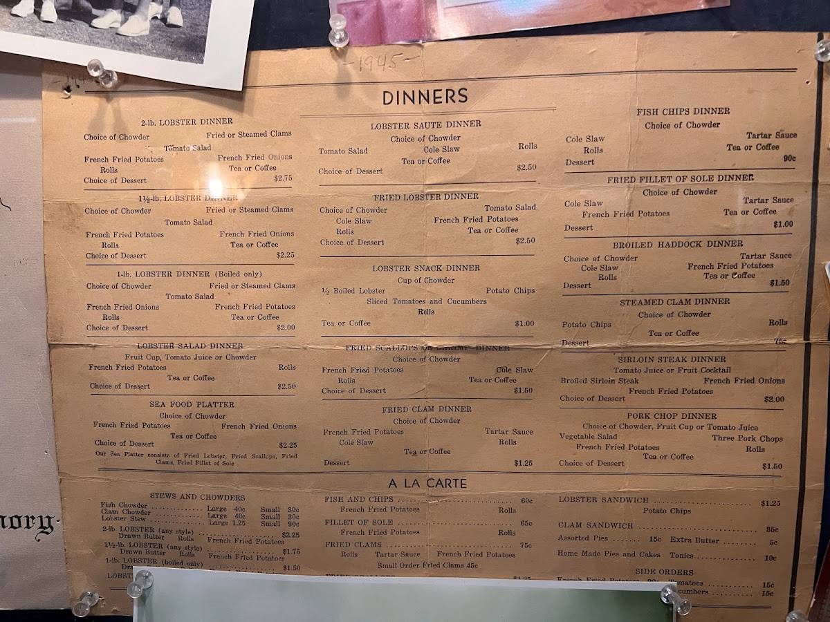 Menu at Warren's Lobster House restaurant, Kittery