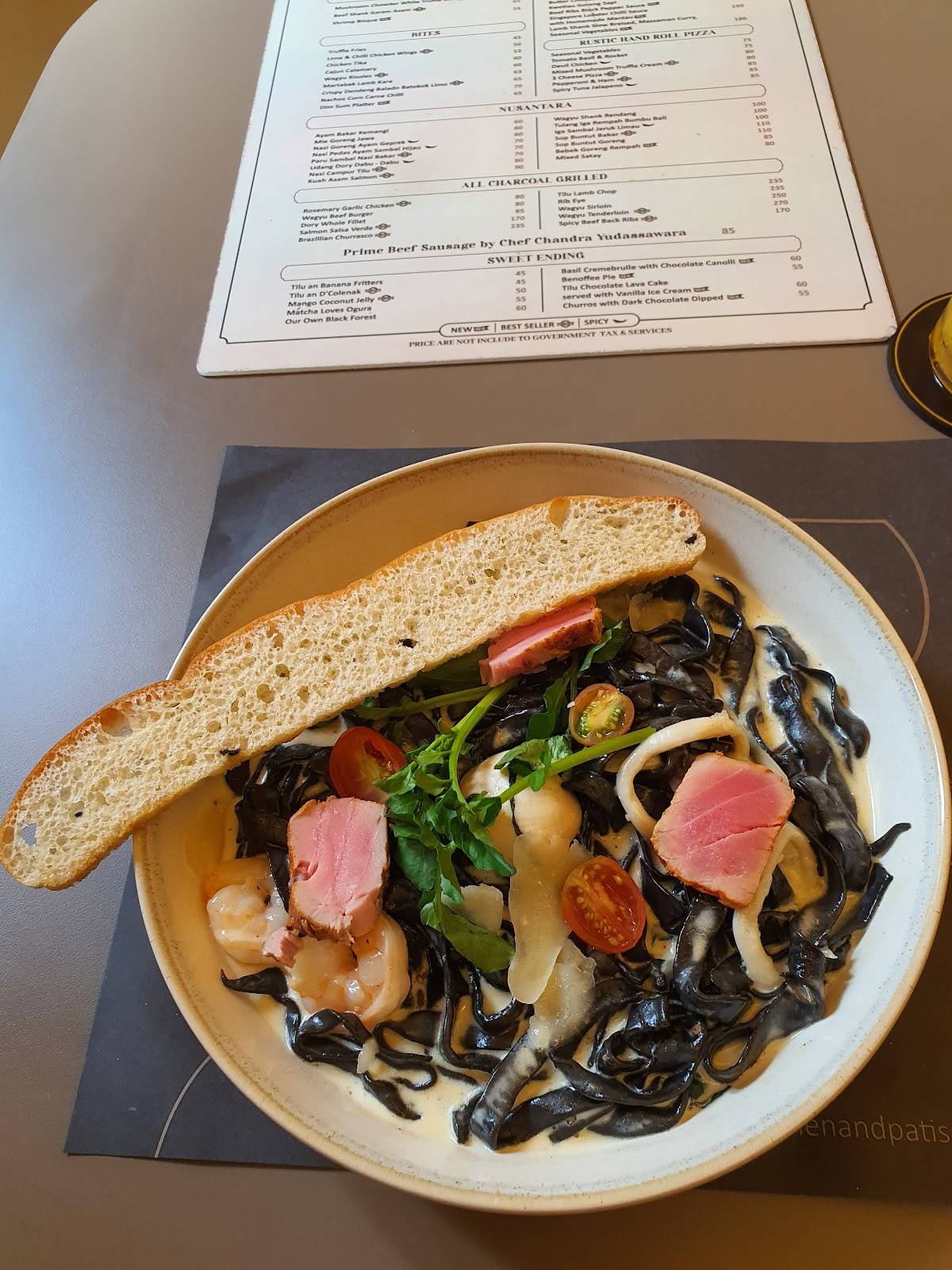 Carta del restaurante Tilu Kitchen and Patisserie, Bandung