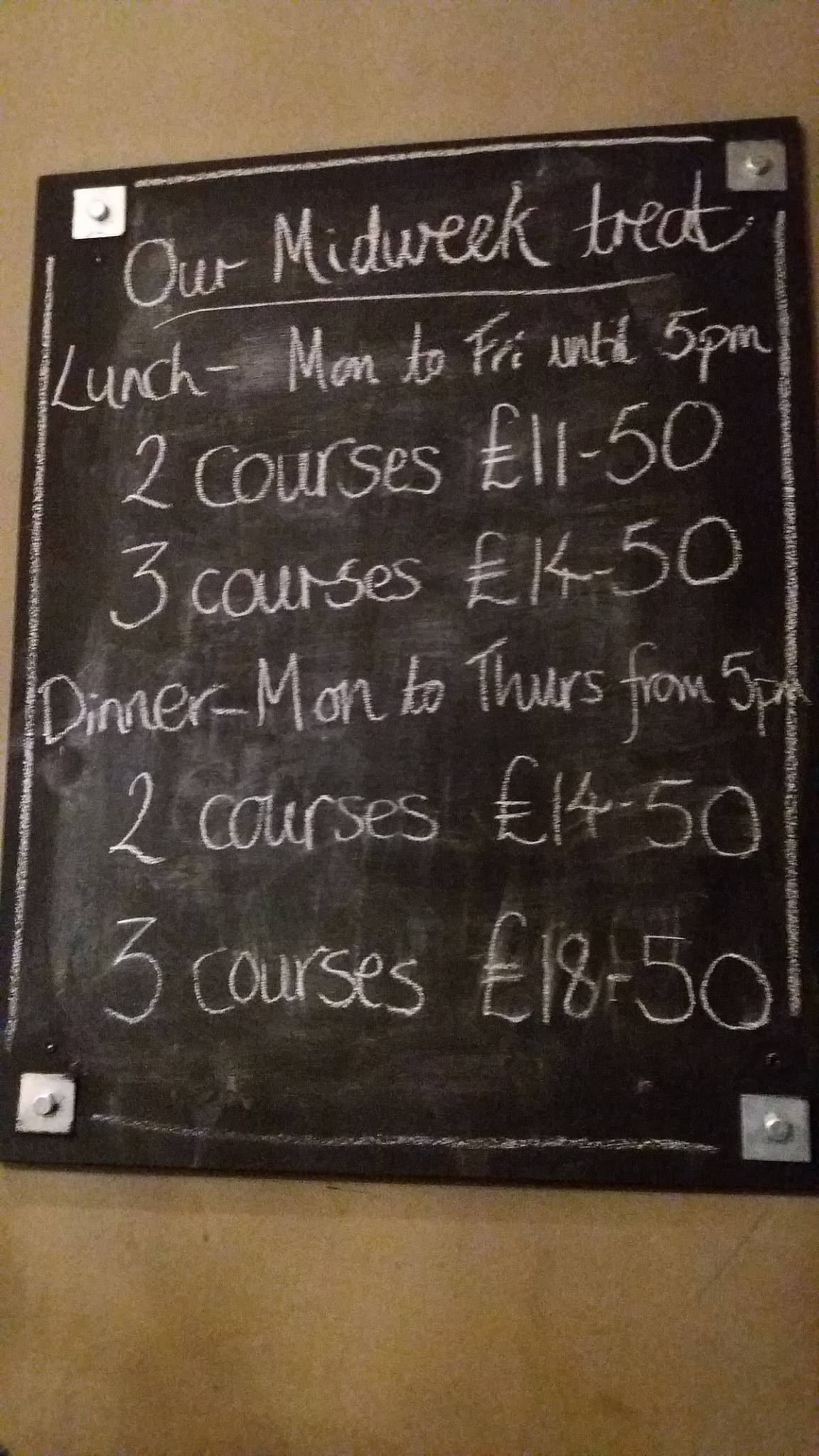 Menu at The Robin Hood pub & bar, Droitwich Spa