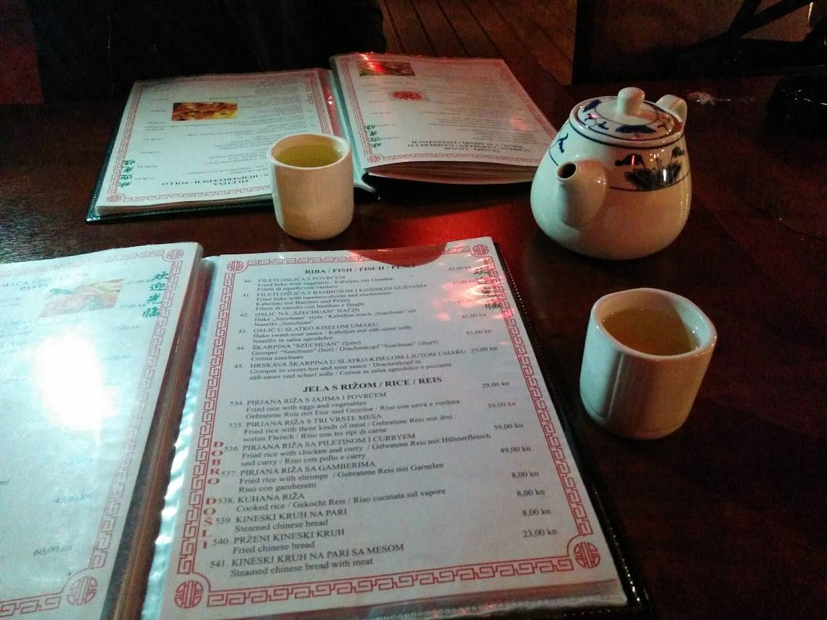 Menu at Kineski restoran Asia (Hong Yun) restaurant, Split