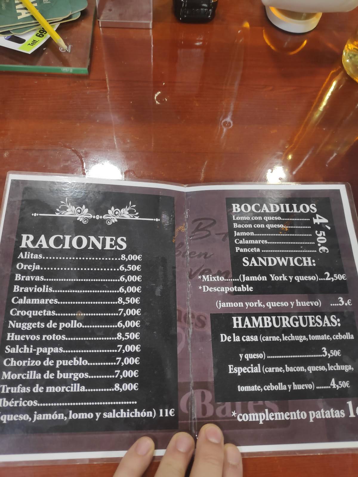Menu at Max and Henry pub & bar, Madrid, C. de Guetaria