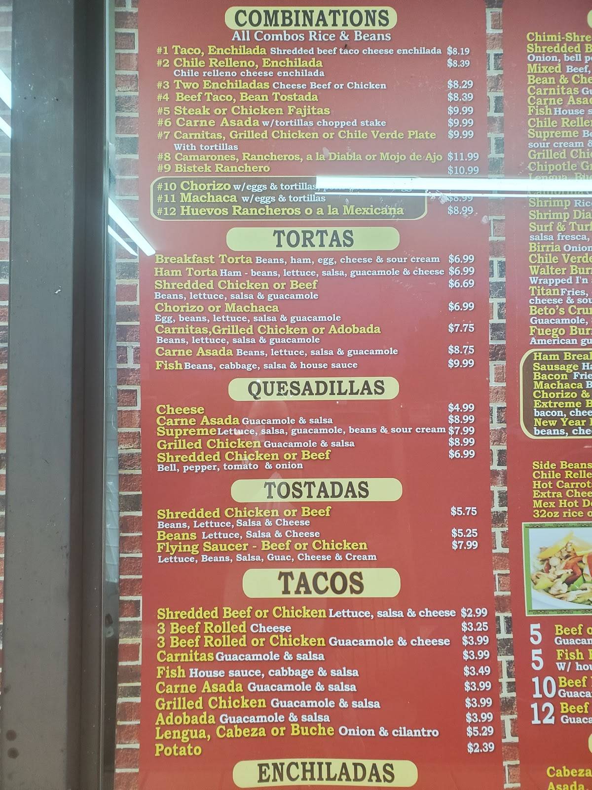 Menu at Los Chavos restaurant, El Cajon