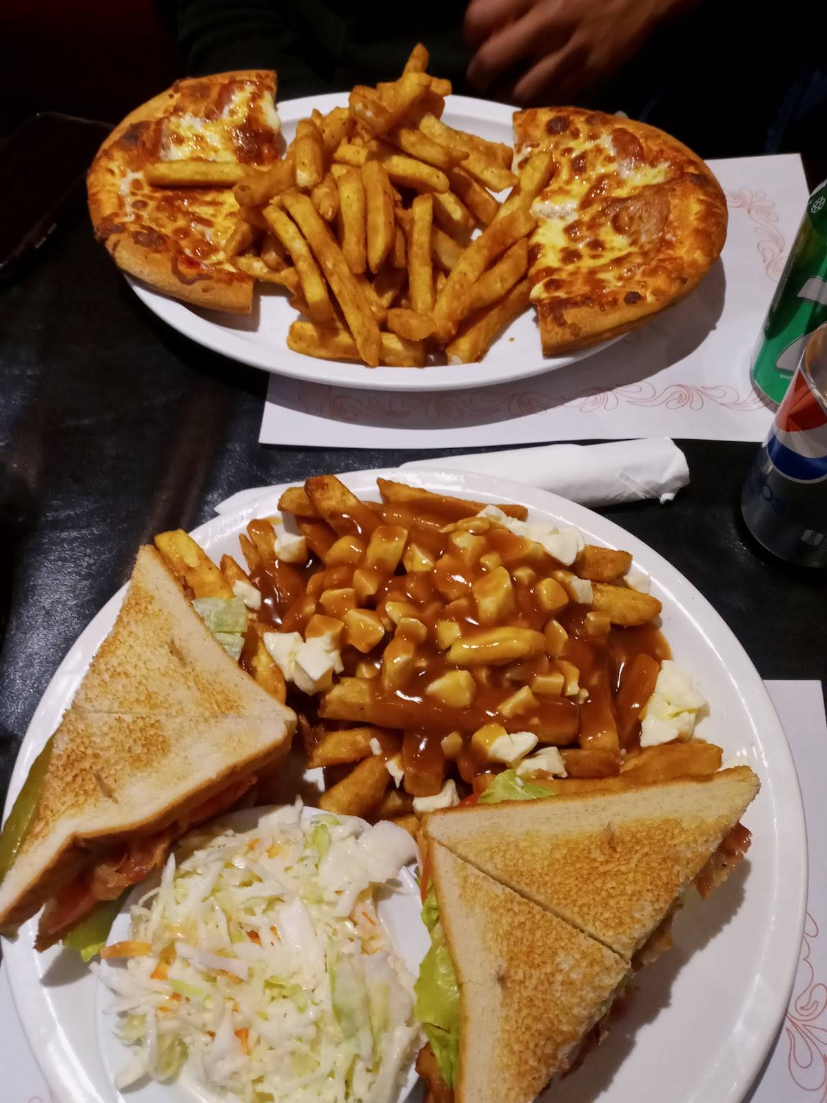 Menu at Restaurant MED Pizza Cowansville, Cowansville