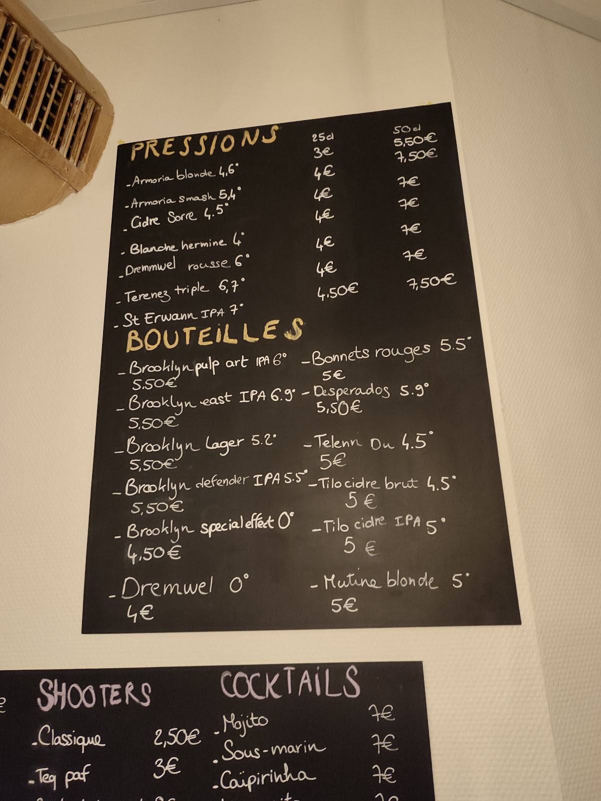 Menu at Shark Poule pub & bar, Brest