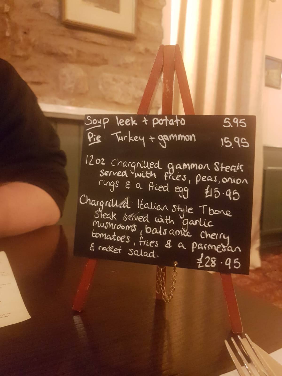 Menu at The Plough Inn Alvescot pub & bar, Clanfield, Main Rd