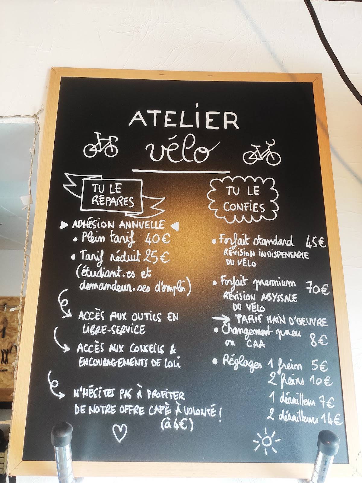 Menu at PONYO CAFÉ VÉLO, Villeurbanne