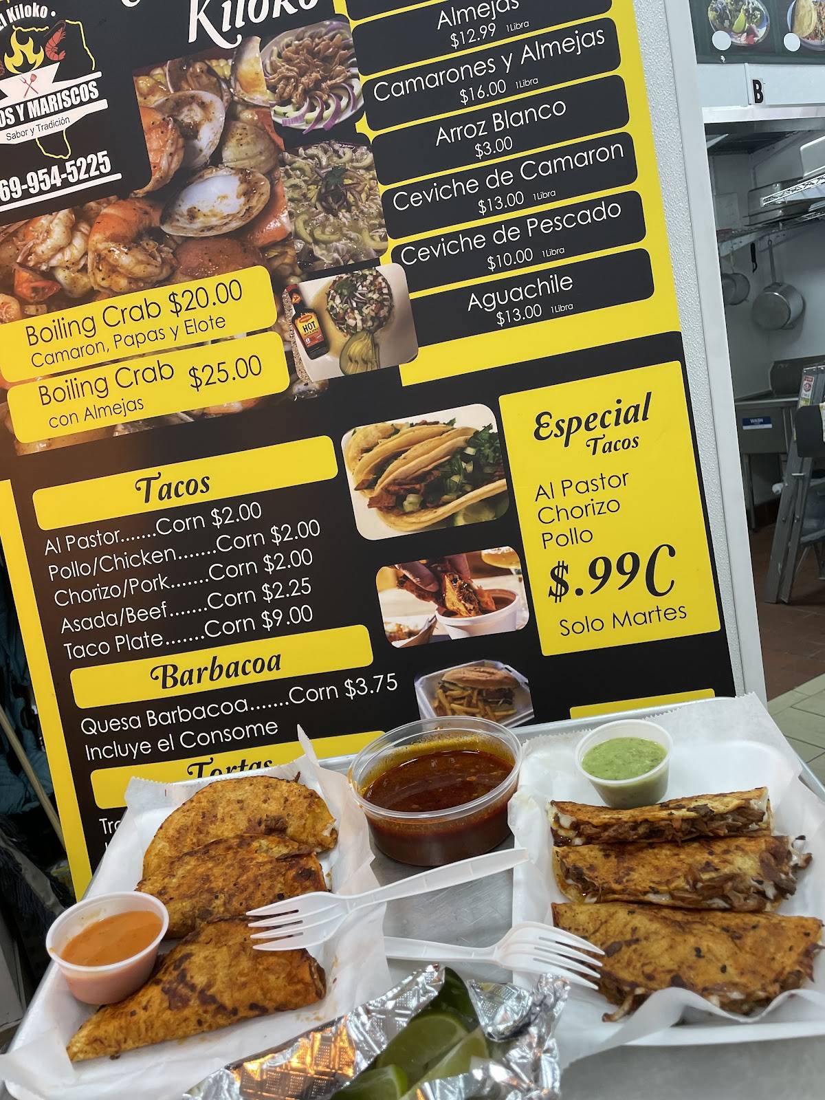 Menu at El Kiloko Tacos y Mariscos restaurant, Dallas