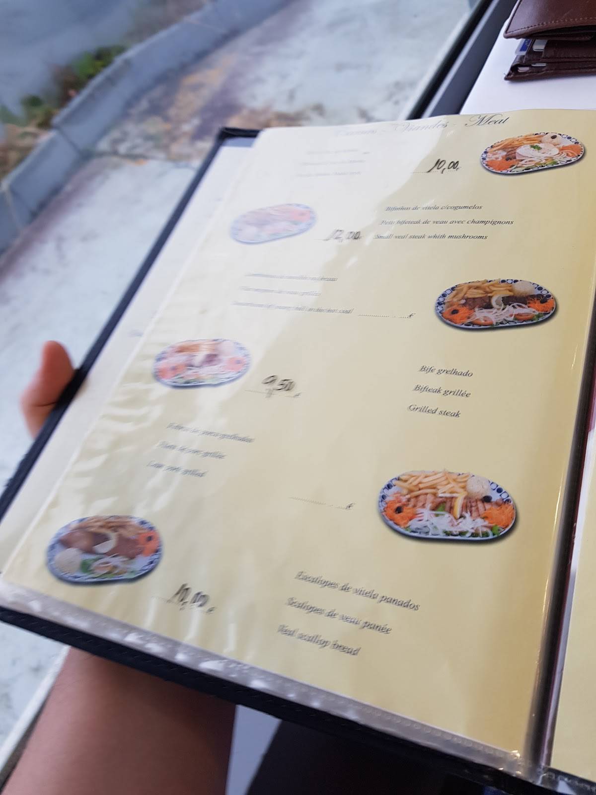 Menu at Foz do Minho restaurant, Caminha, R. de Esteiró 207