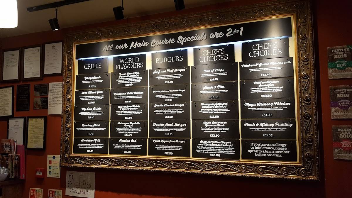 Menu at Hollybush pub & bar, Wolverhampton, 494 Penn Rd