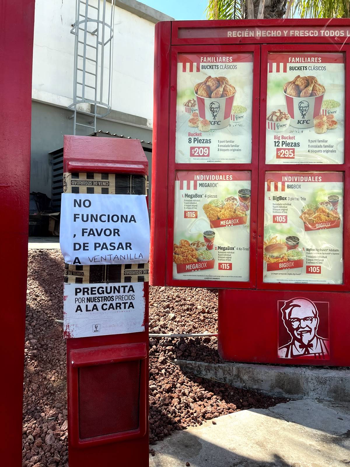 Menu at KFC periférico exterior restaurant, Reynosa, De Jara 1000