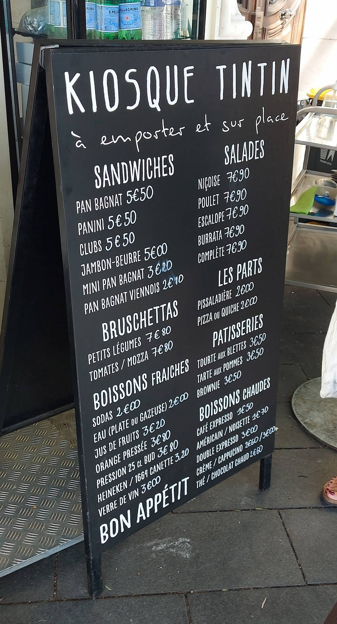 Menu au Kiosque tintin fast food, Nice, 3 Pl. du Général de Gaulle