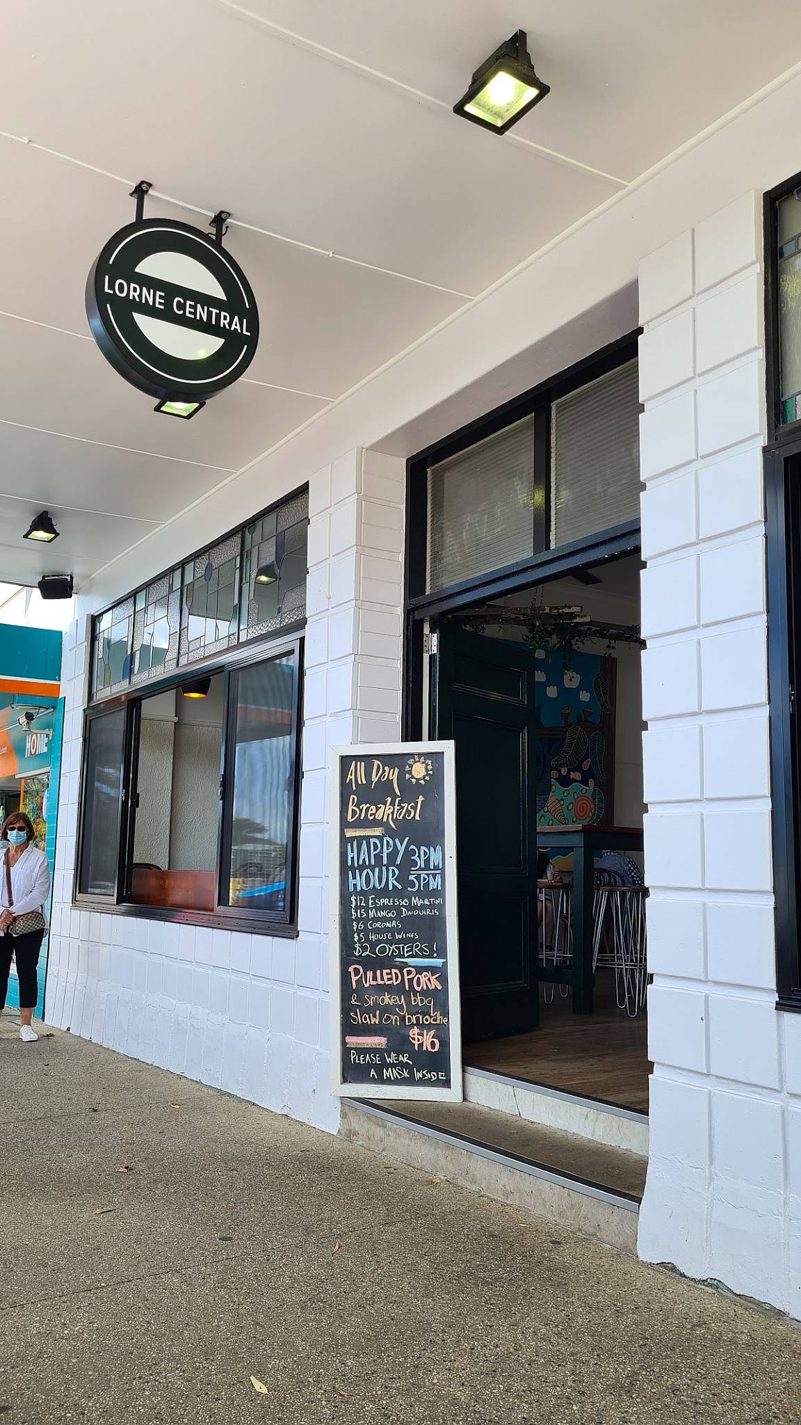 Menu at Lorne Central pub & bar, Lorne