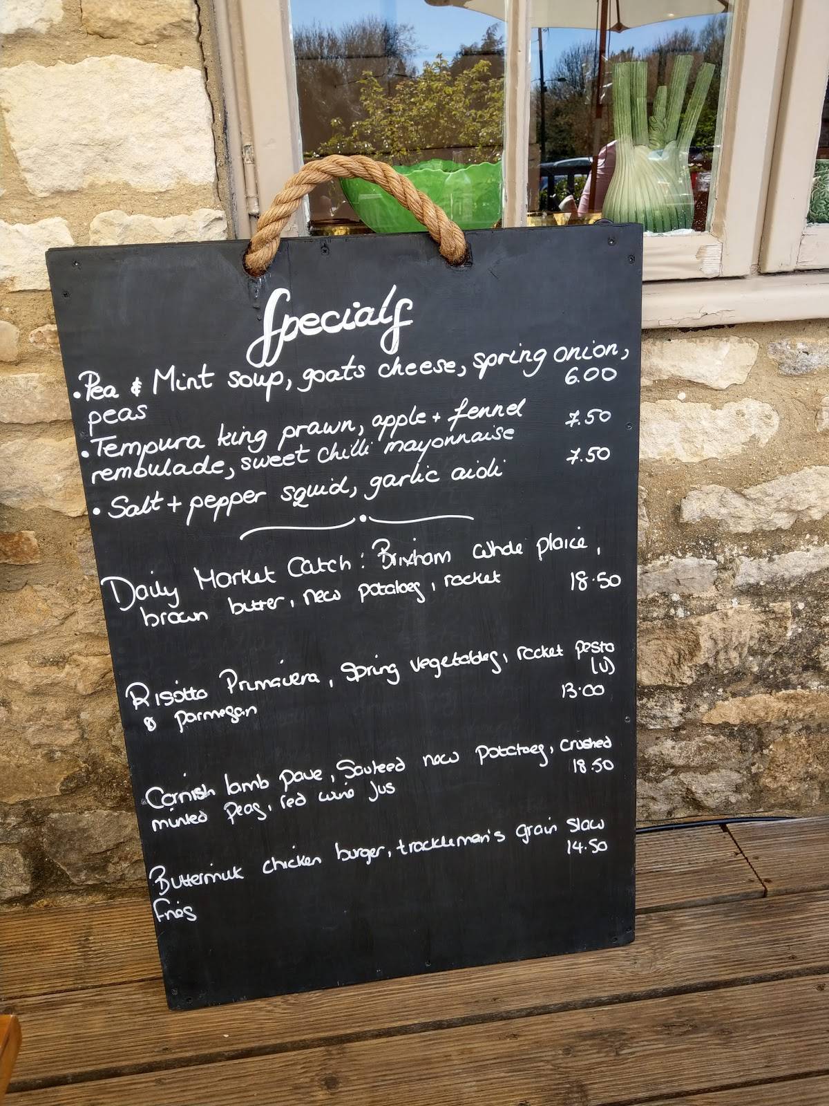 Menu at The Bear & Ragged Staff restaurant, Oxford