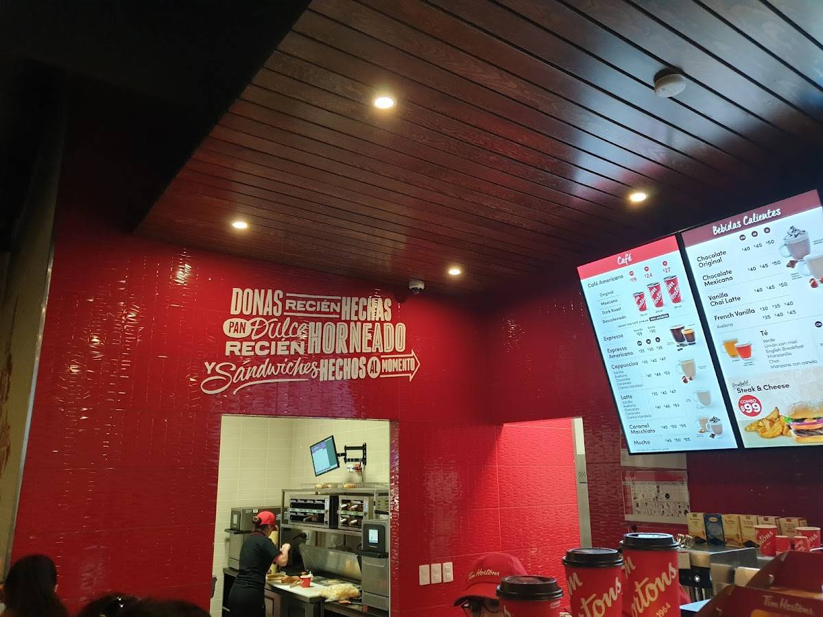 Menu at Tim Hortons cafeteria, Monterrey, Av. Eugenio Garza Sada 3820