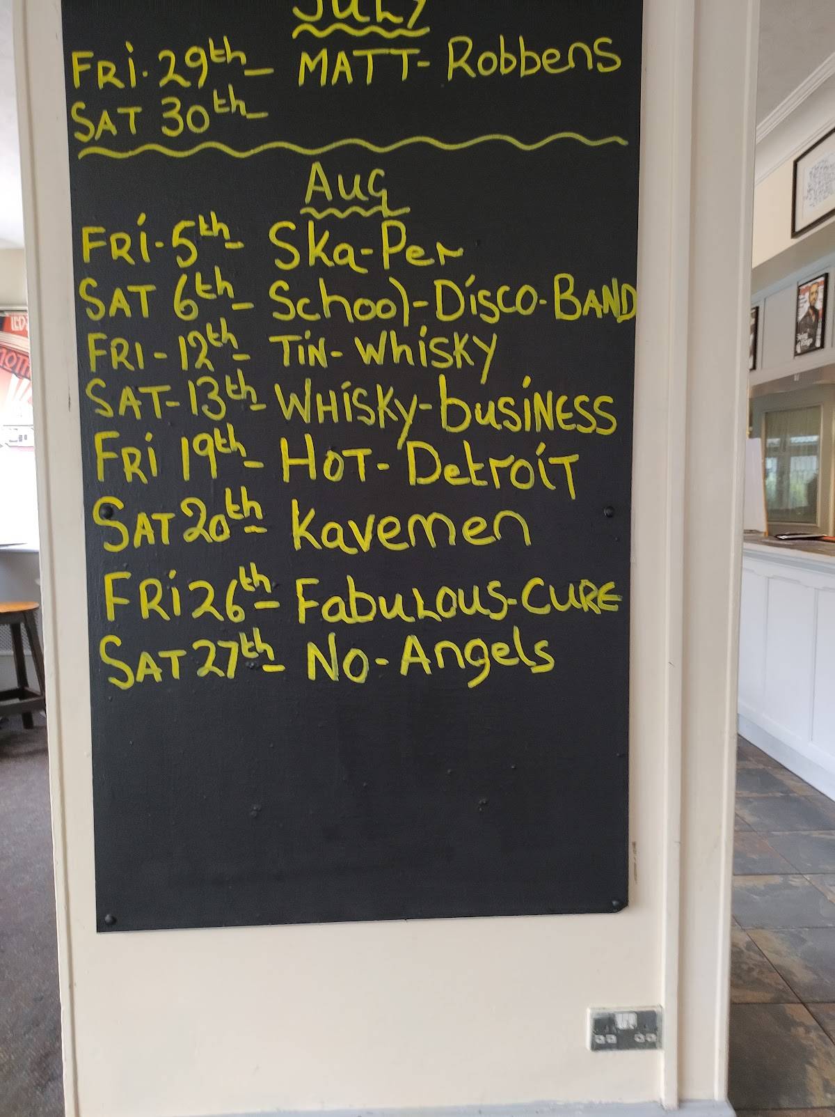 Menu at The Prince Albert pub & bar, Eastbourne, 9 High St