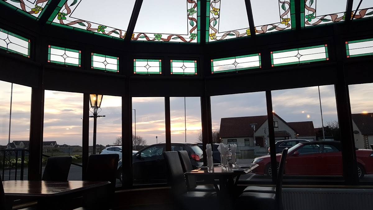 Menu at Findlay's Hotel & Restaurant, Fraserburgh