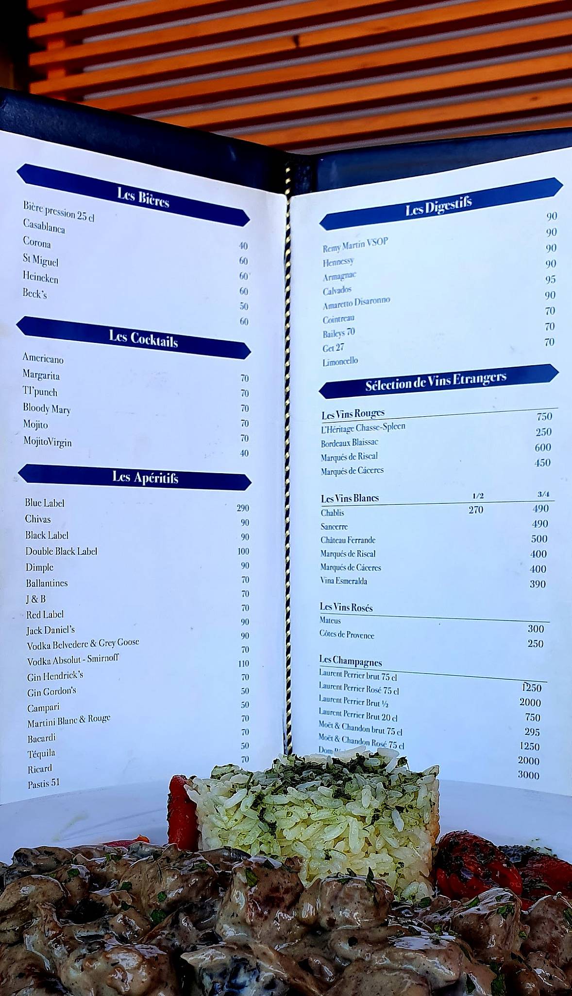 Menu au Les Trois Palmiers restaurant, Temara