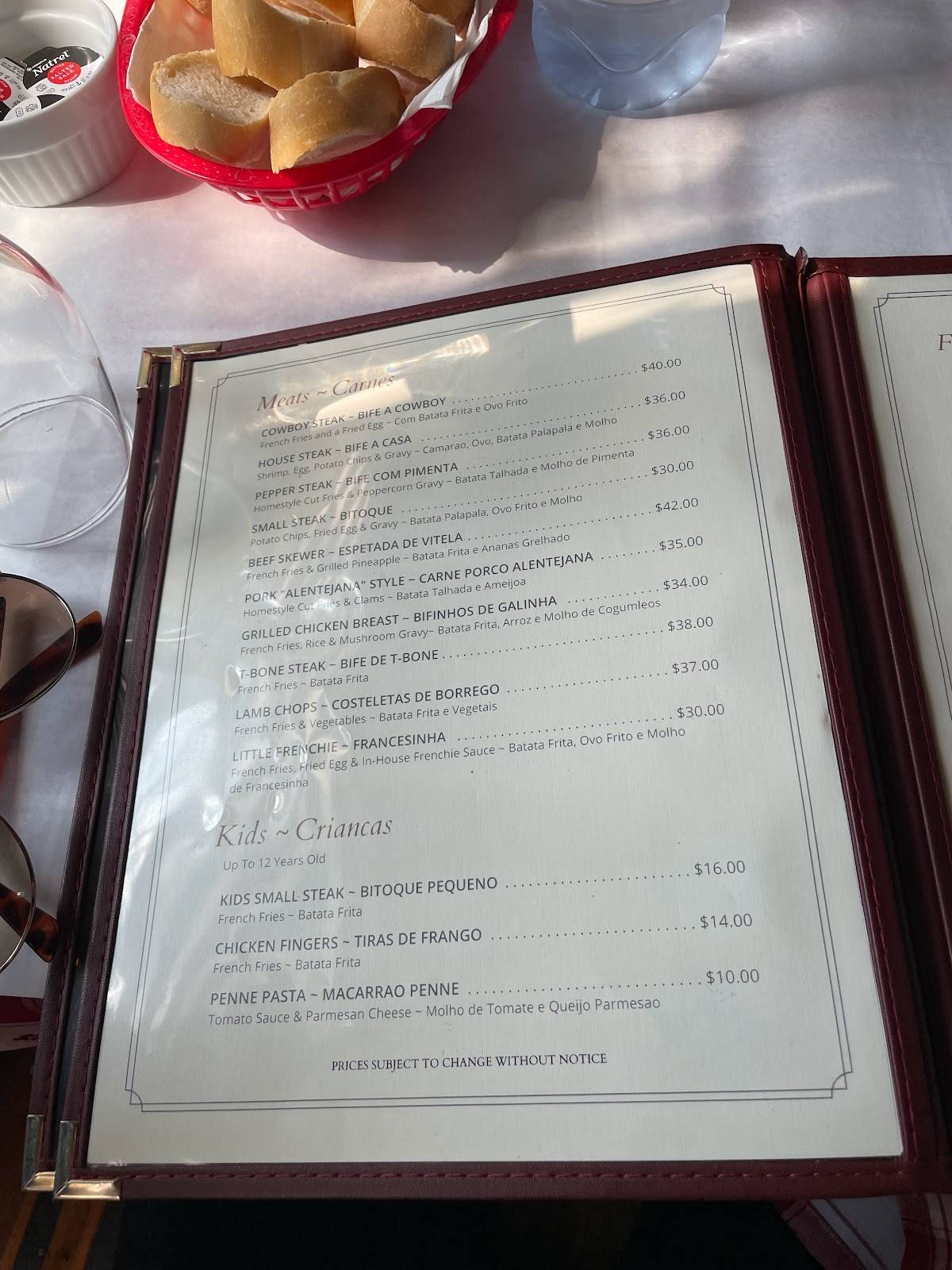 Menu at O Patio Churrasqueira restaurant, Toronto