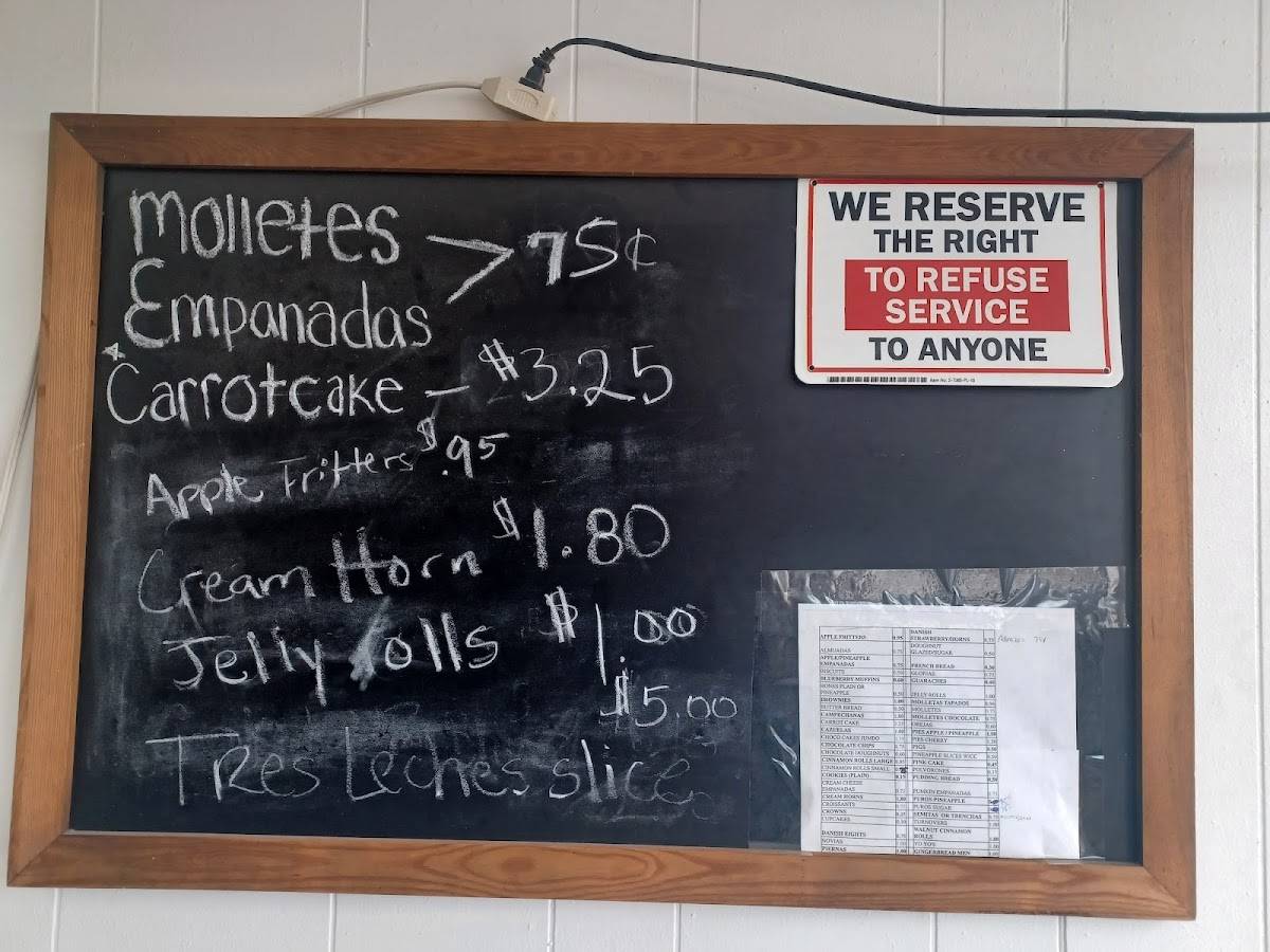 Menu at Lara's Bakery, Harlingen