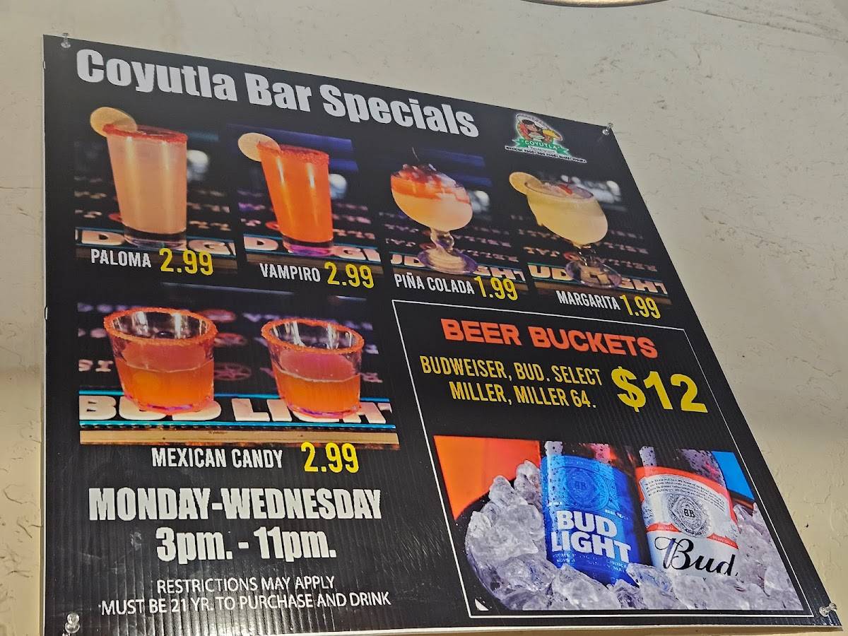 Menu at Taqueria Coyutla restaurant, Laredo, San Bernardo Ave