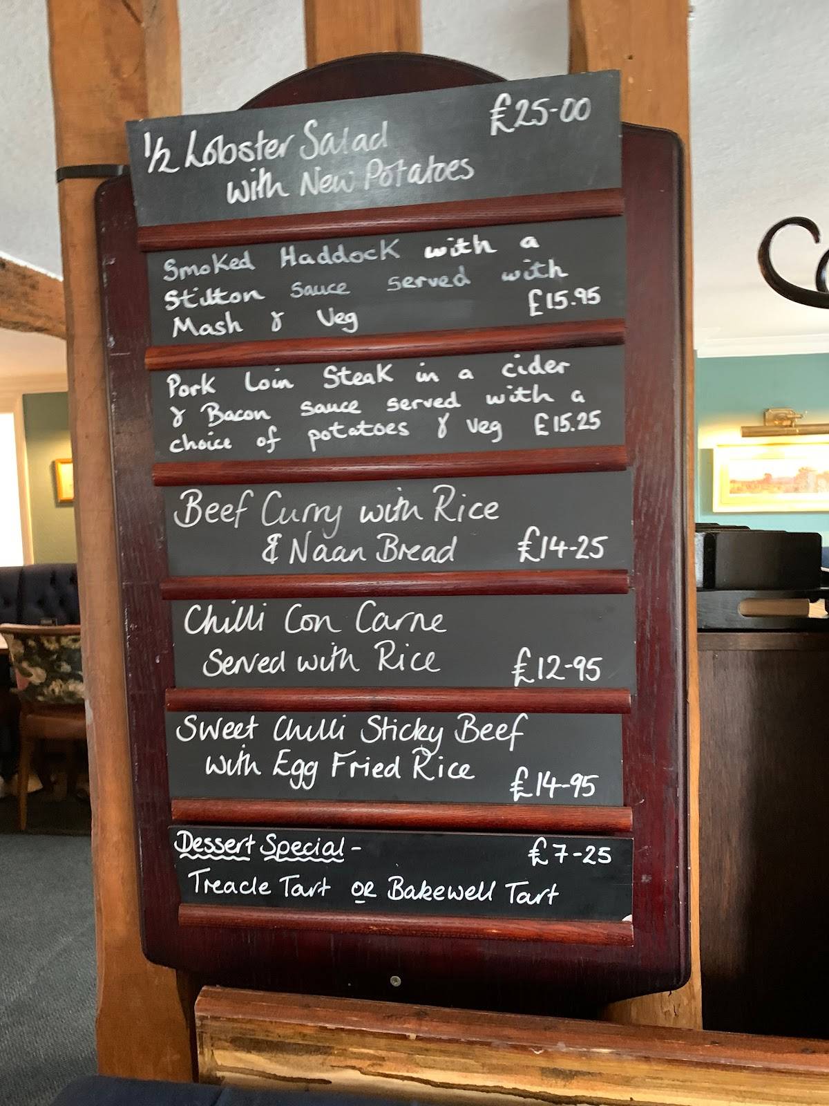 Menu at The Queen Victoria Public House, Maldon, Spital Rd