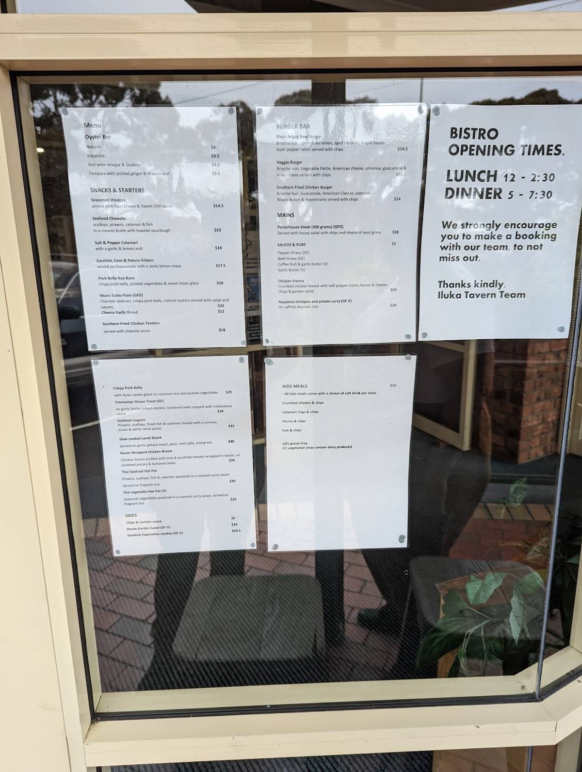 Menu at Iluka Tavern pub & bar, Coles Bay