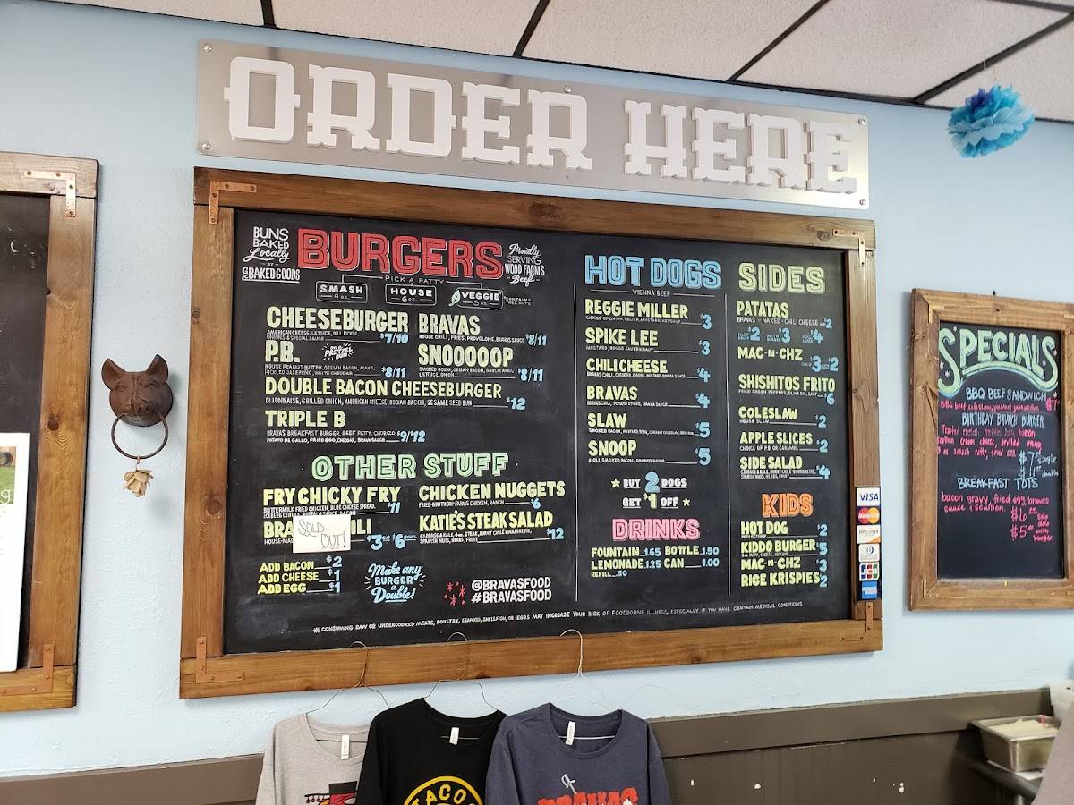 Menu at Bravas restaurant, Fort Wayne, Fairfield Ave