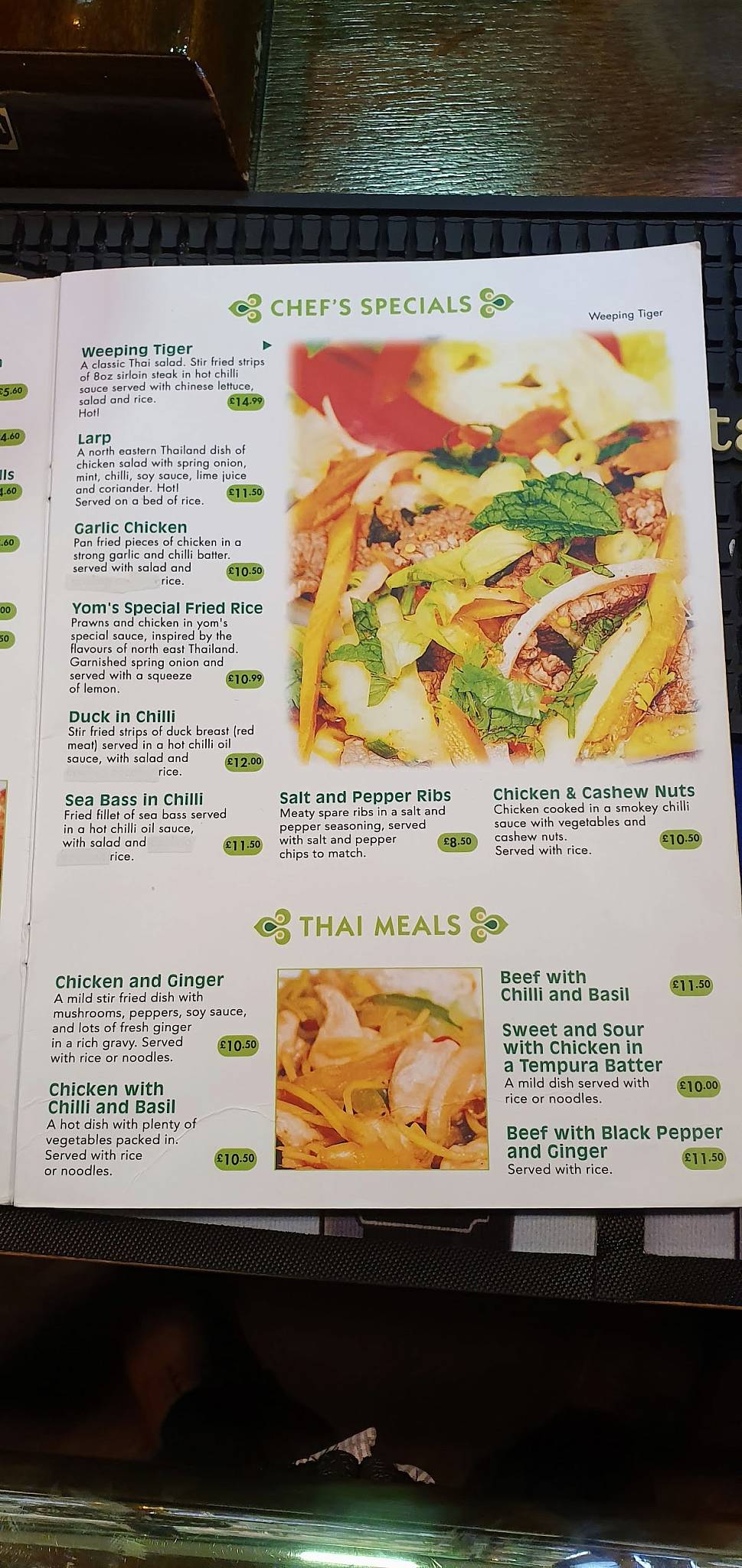Menu at The Beehive pub & bar, Glossop