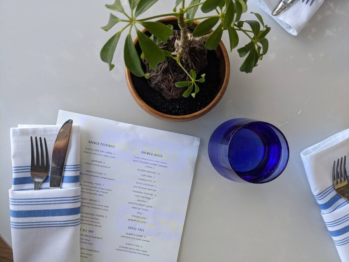 Menu at Hau Tree restaurant, Honolulu