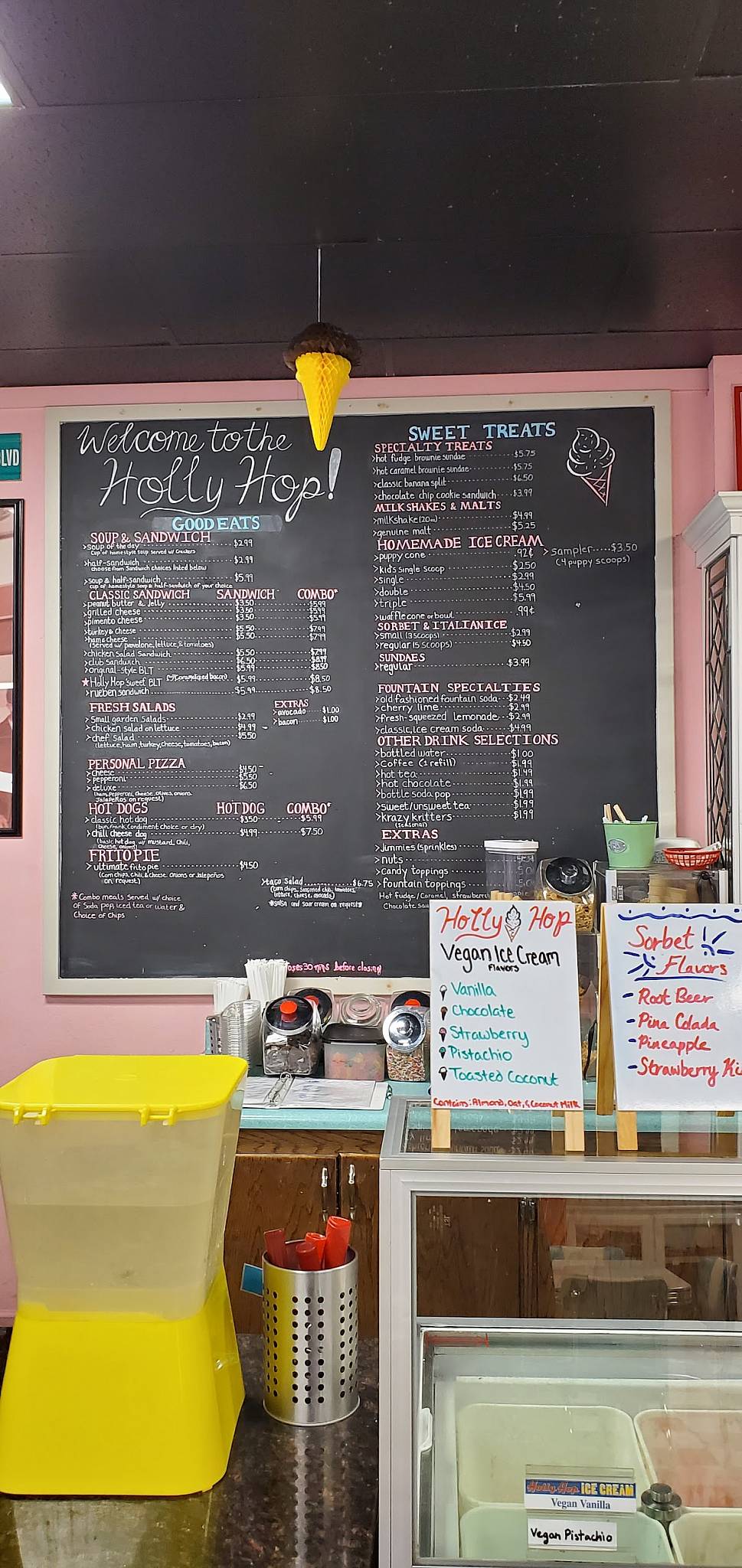 Menu at Holly Hop Ice Cream Shoppe pizzeria, Lubbock