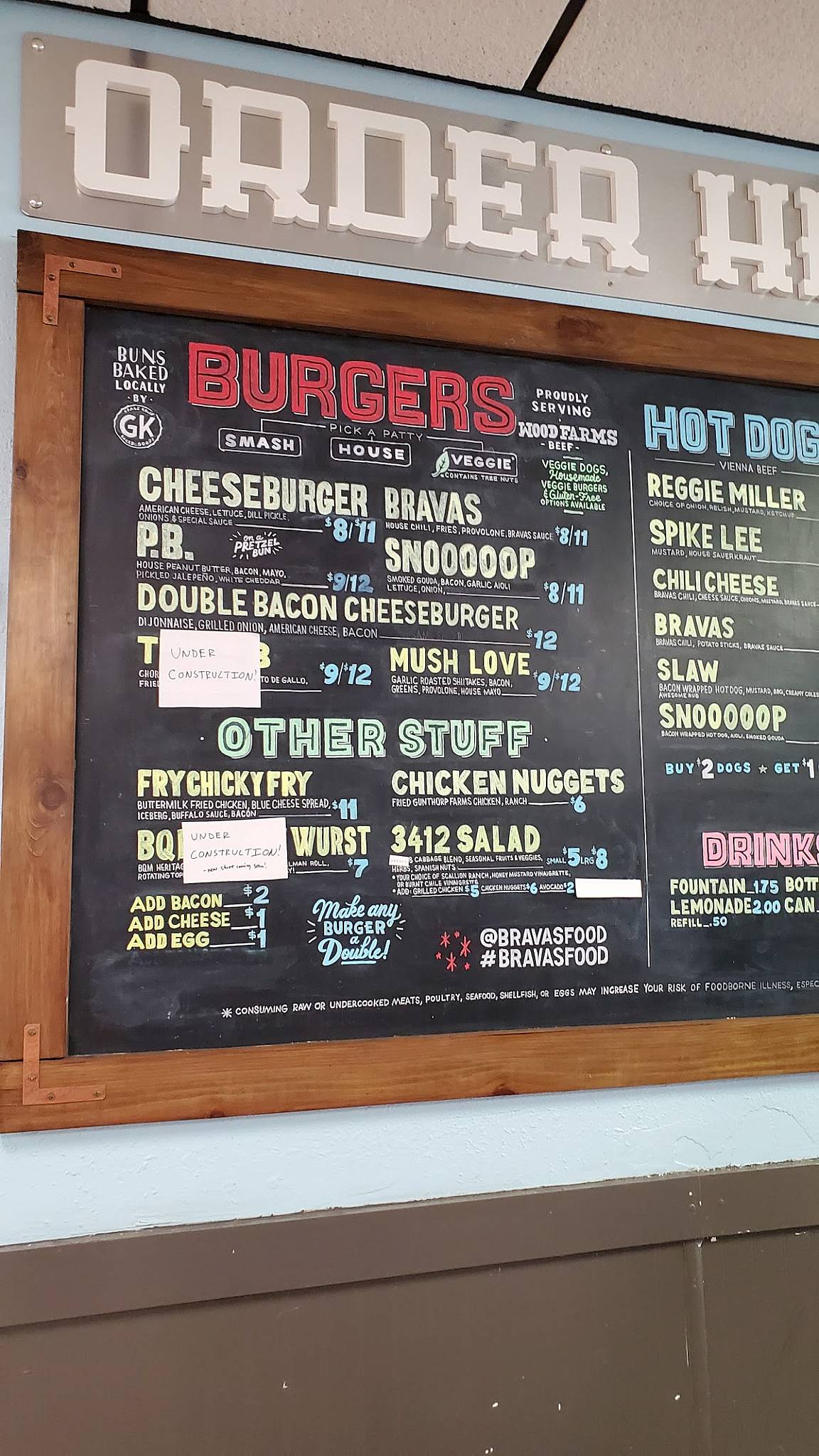 Menu at Bravas restaurant, Fort Wayne, Fairfield Ave