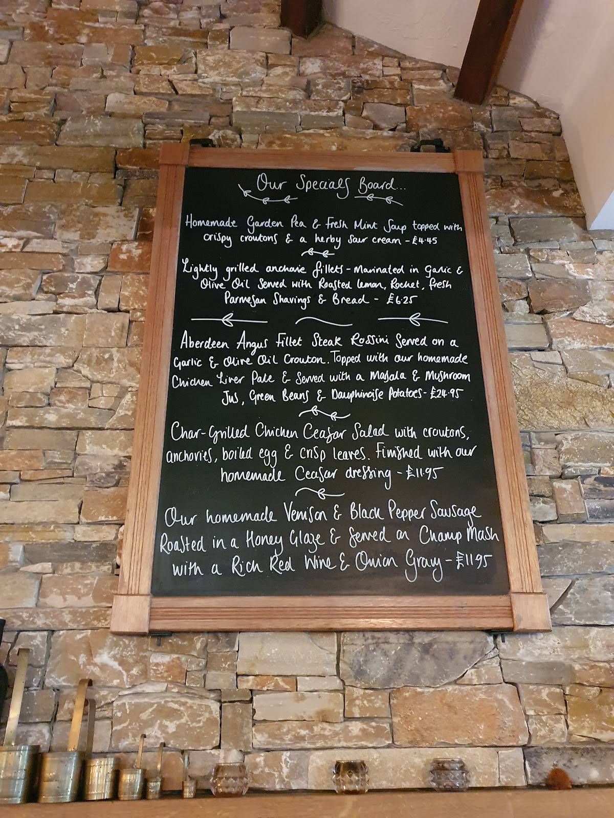 Menu at The Crown & Thistle pub & bar, Carlisle, Rockliffe