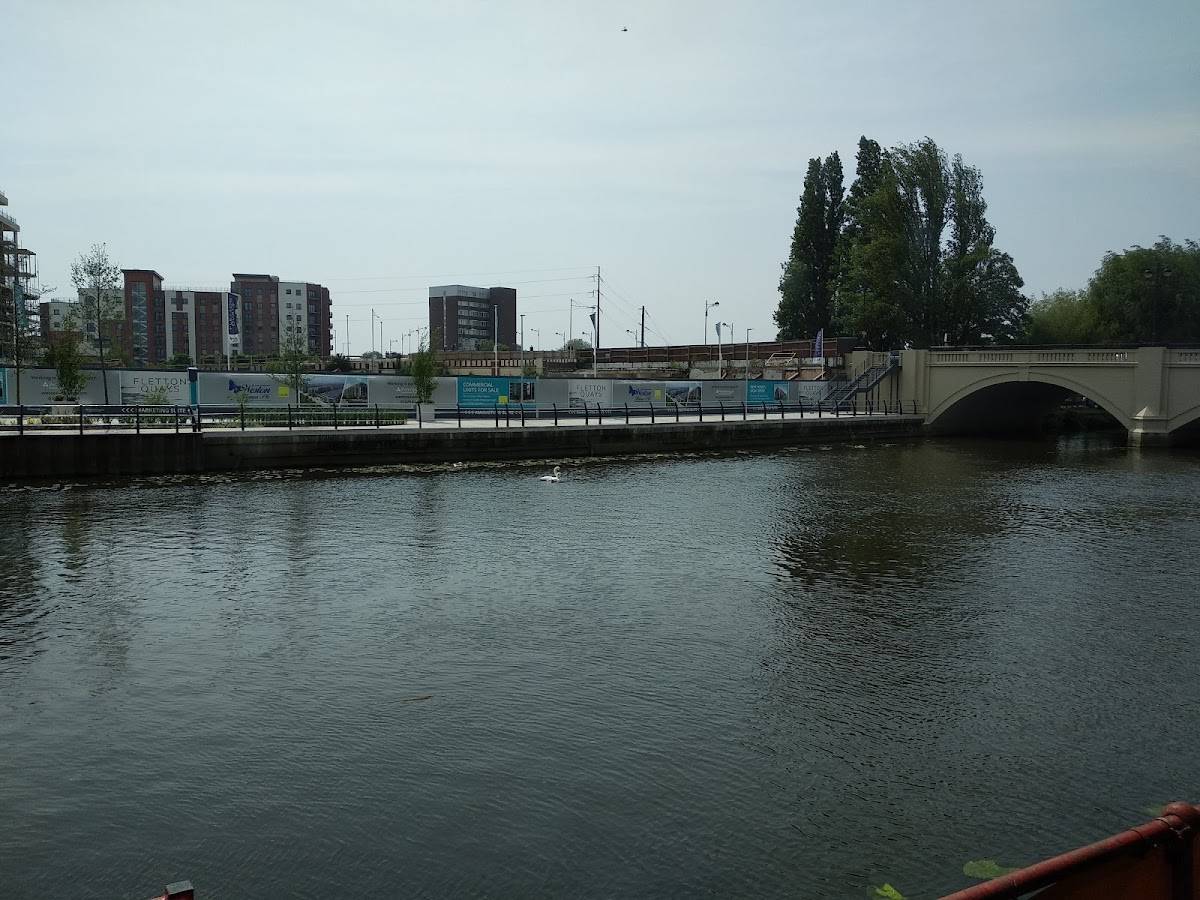 Menu at The Grain Barge, Peterborough, Embankment Rd