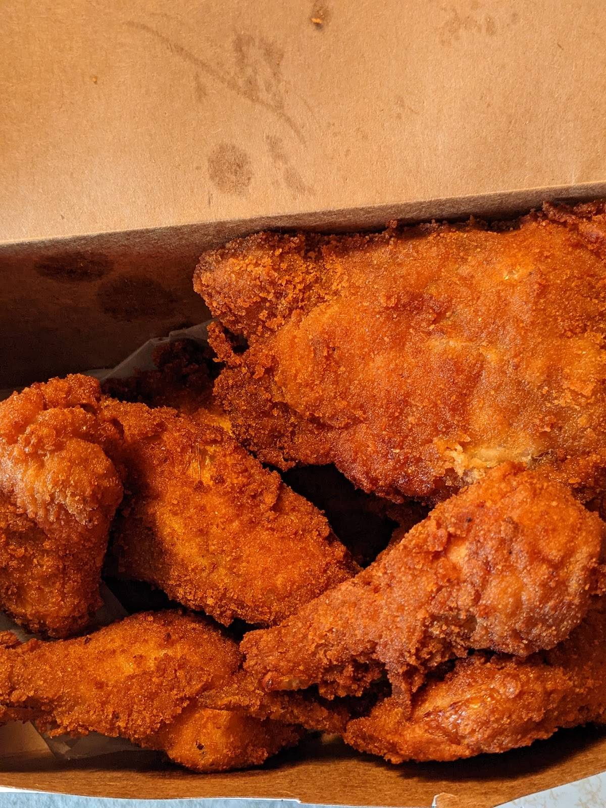 Menu at Whitehouse Chicken restaurant, Green
