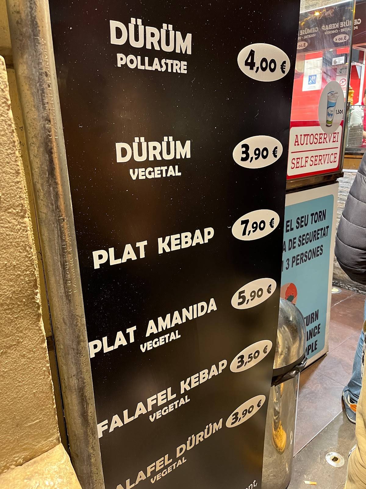 Carta del restaurante Mustafa's Gemüse Kebap (Original), Barcelona ...