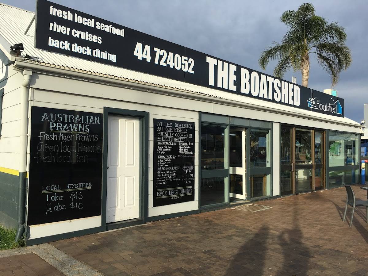 Menu at Innes Boatshed restaurant, Batemans Bay
