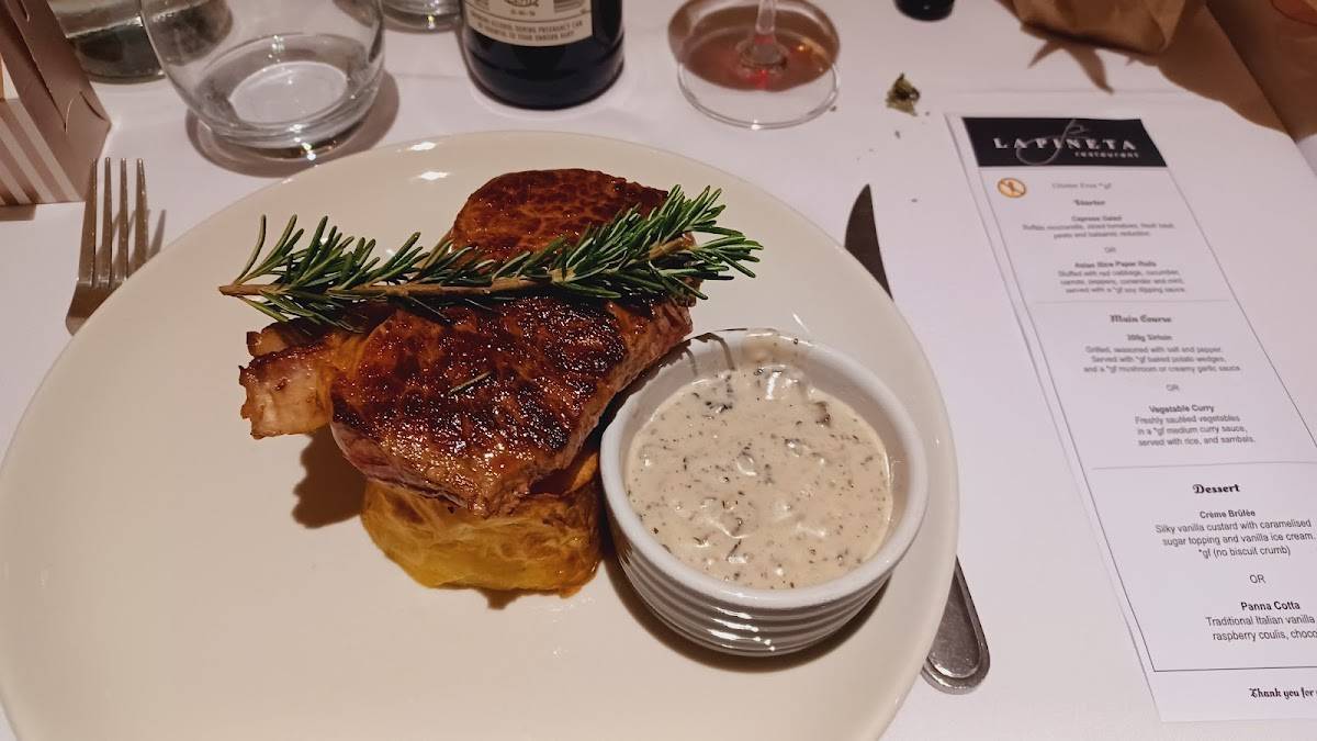 Menu at La Pineta restaurant, Stellenbosch, R44